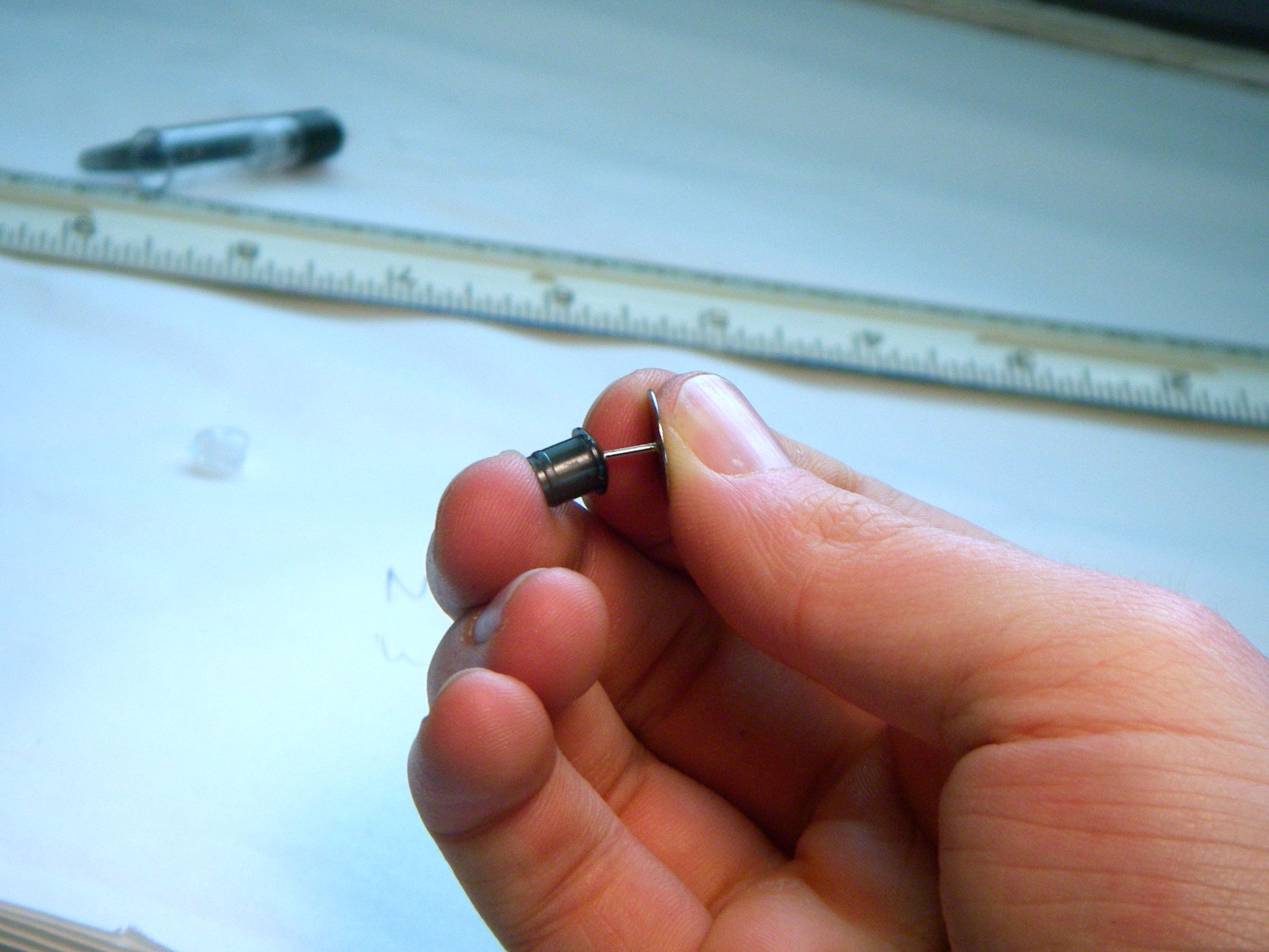 DIY Cross Ion Pen Refill (cheap!) : 6 Steps - Instructables