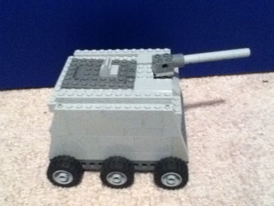 Lego Armored Car/tank : 3 Steps - Instructables
