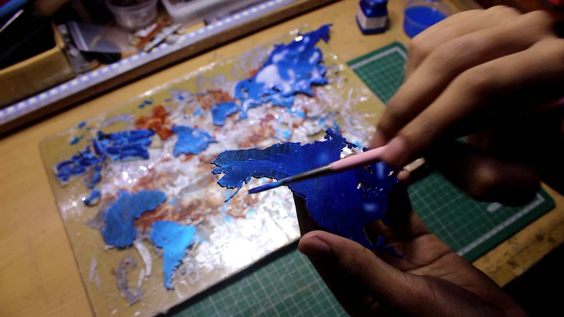 Backlit World Map From an Old PVC Pipe : 15 Steps (with Pictures ...