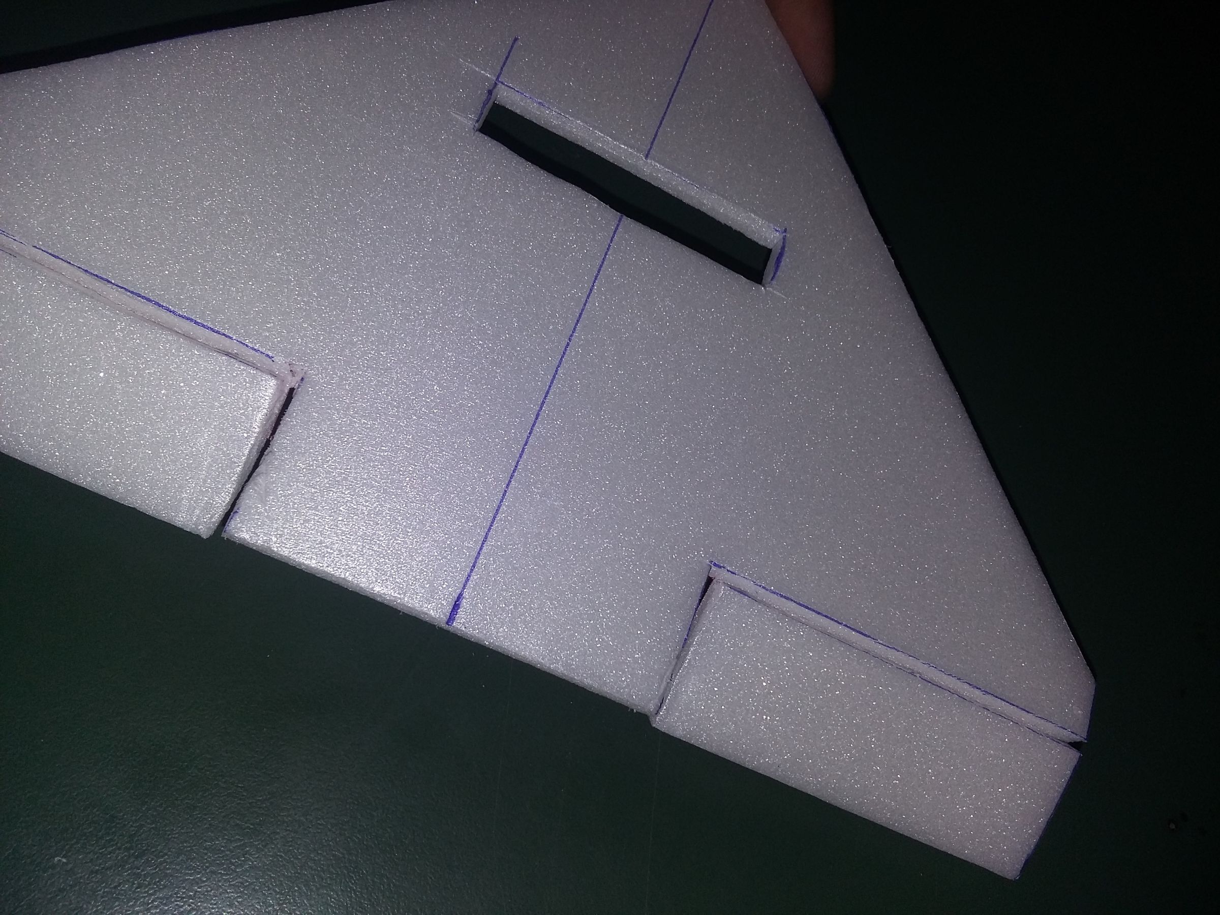 RC. Delta. Looks Like Space Craft : 20 Steps (with Pictures ...