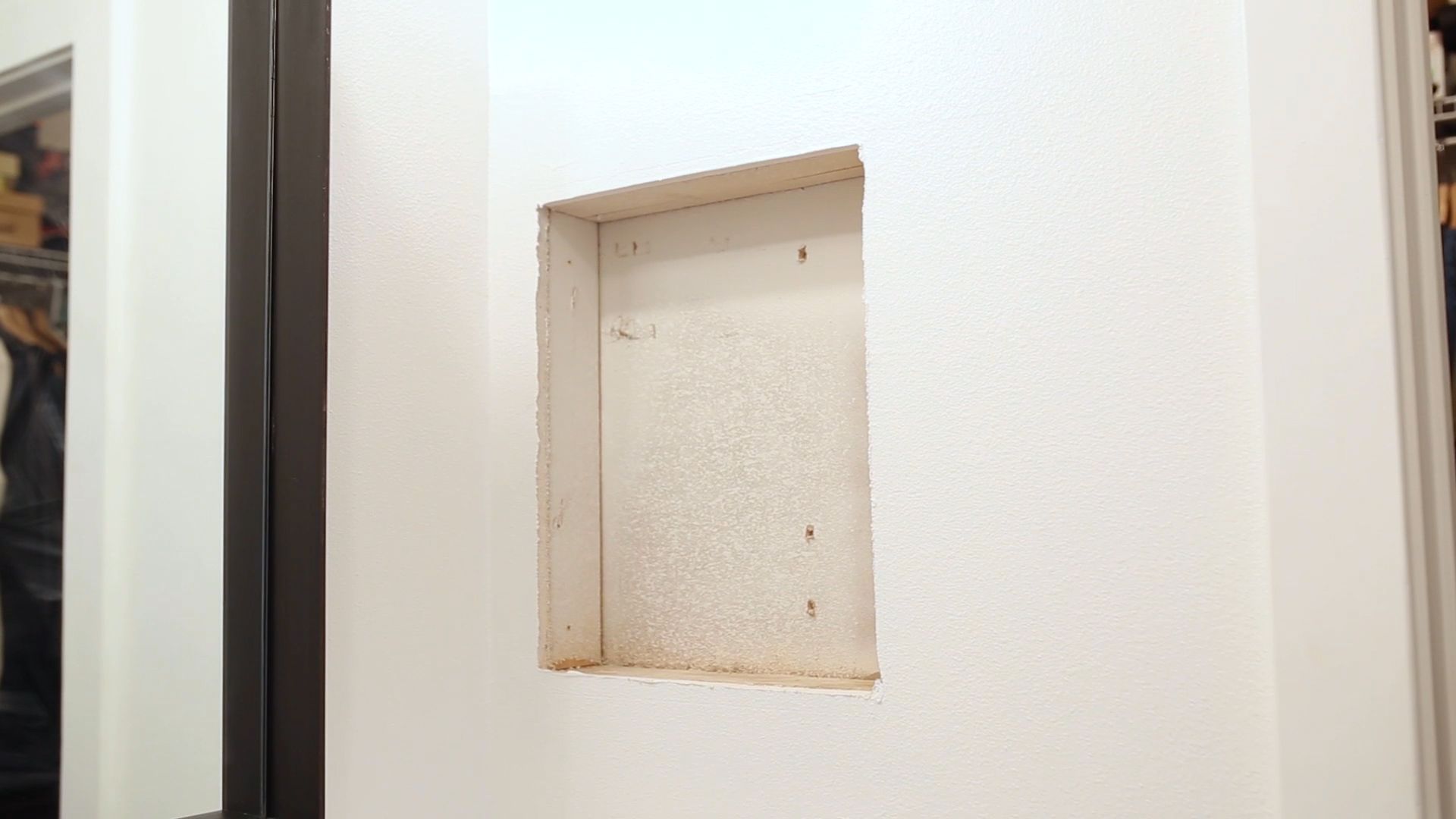 Building Recessed Bathroom Wall Shelves : 13 Steps (with Pictures ...