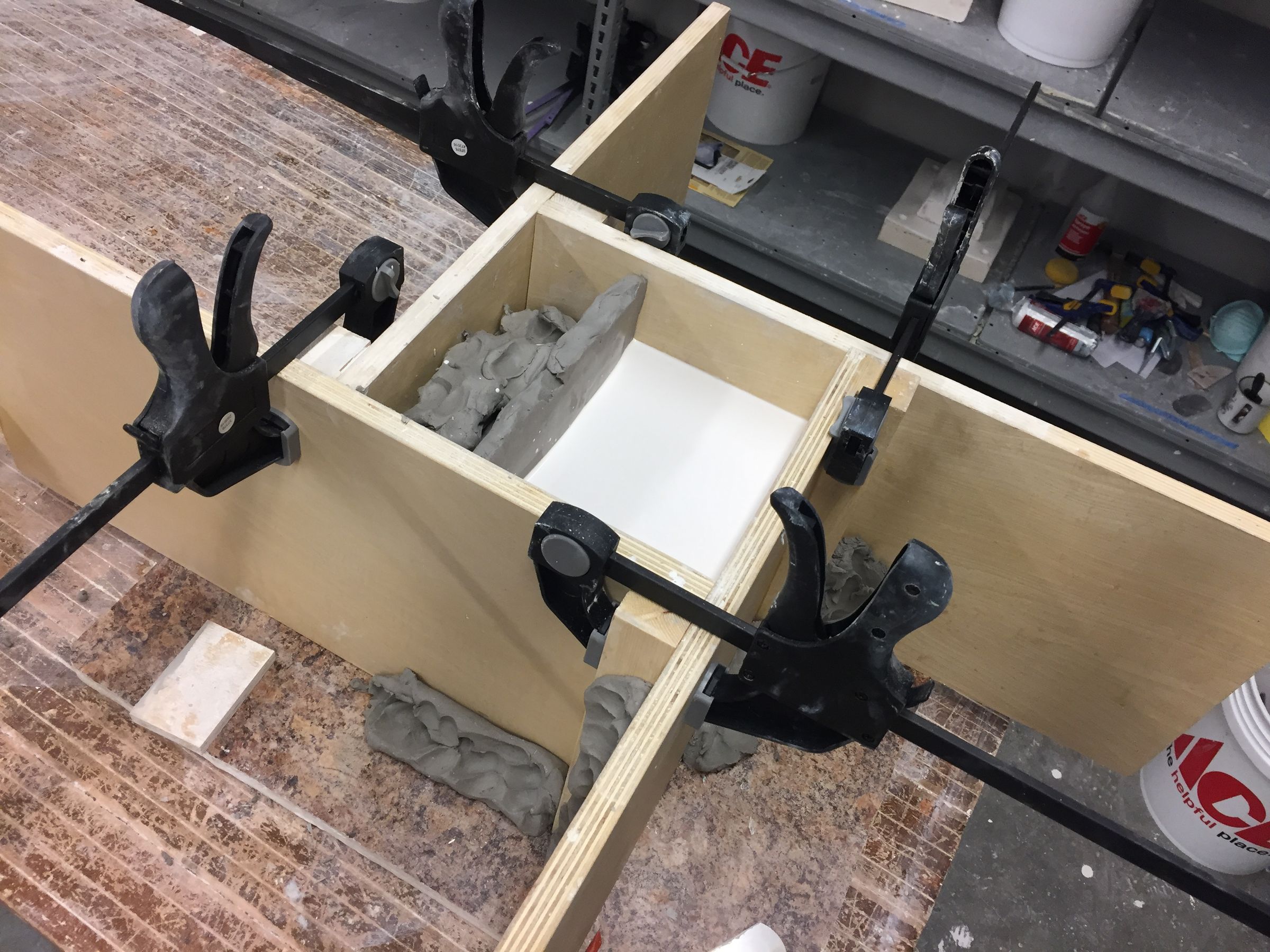 Plaster Molds for Slipcasting : 7 Steps (with Pictures) - Instructables