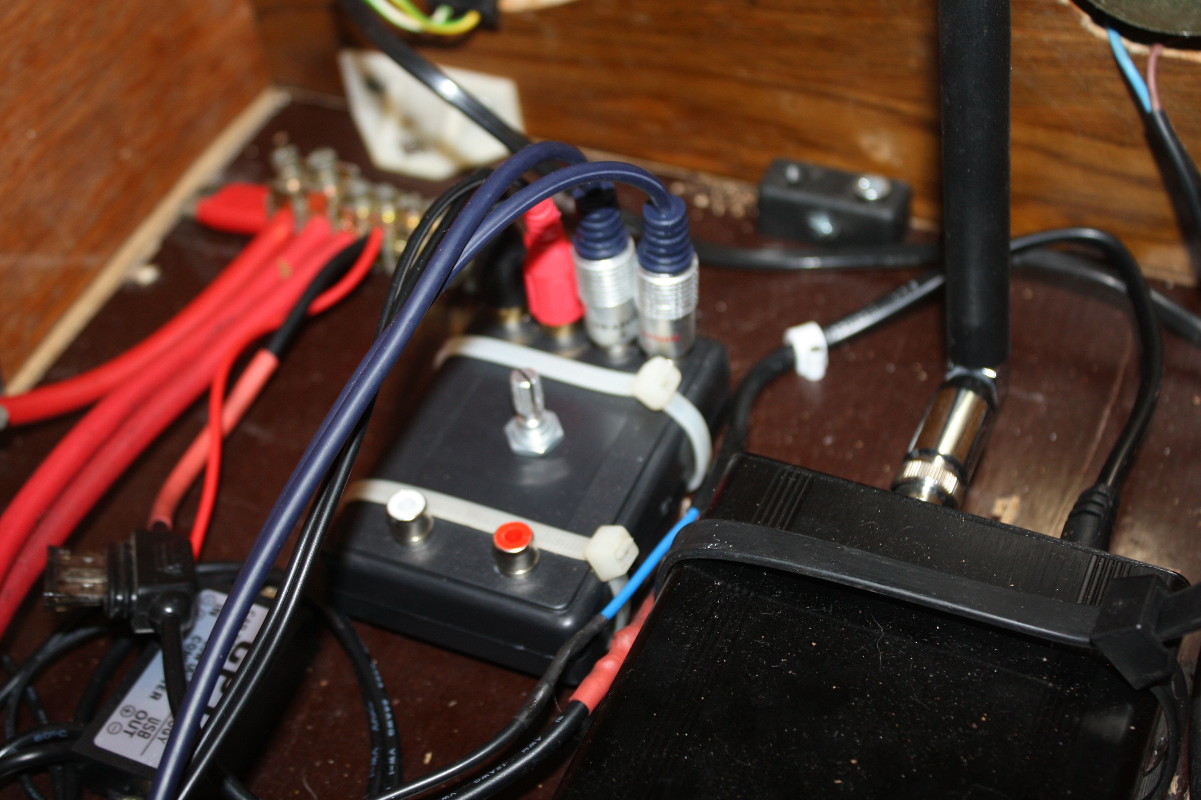 Mobile 12V Sound System : 13 Steps (with Pictures) - Instructables