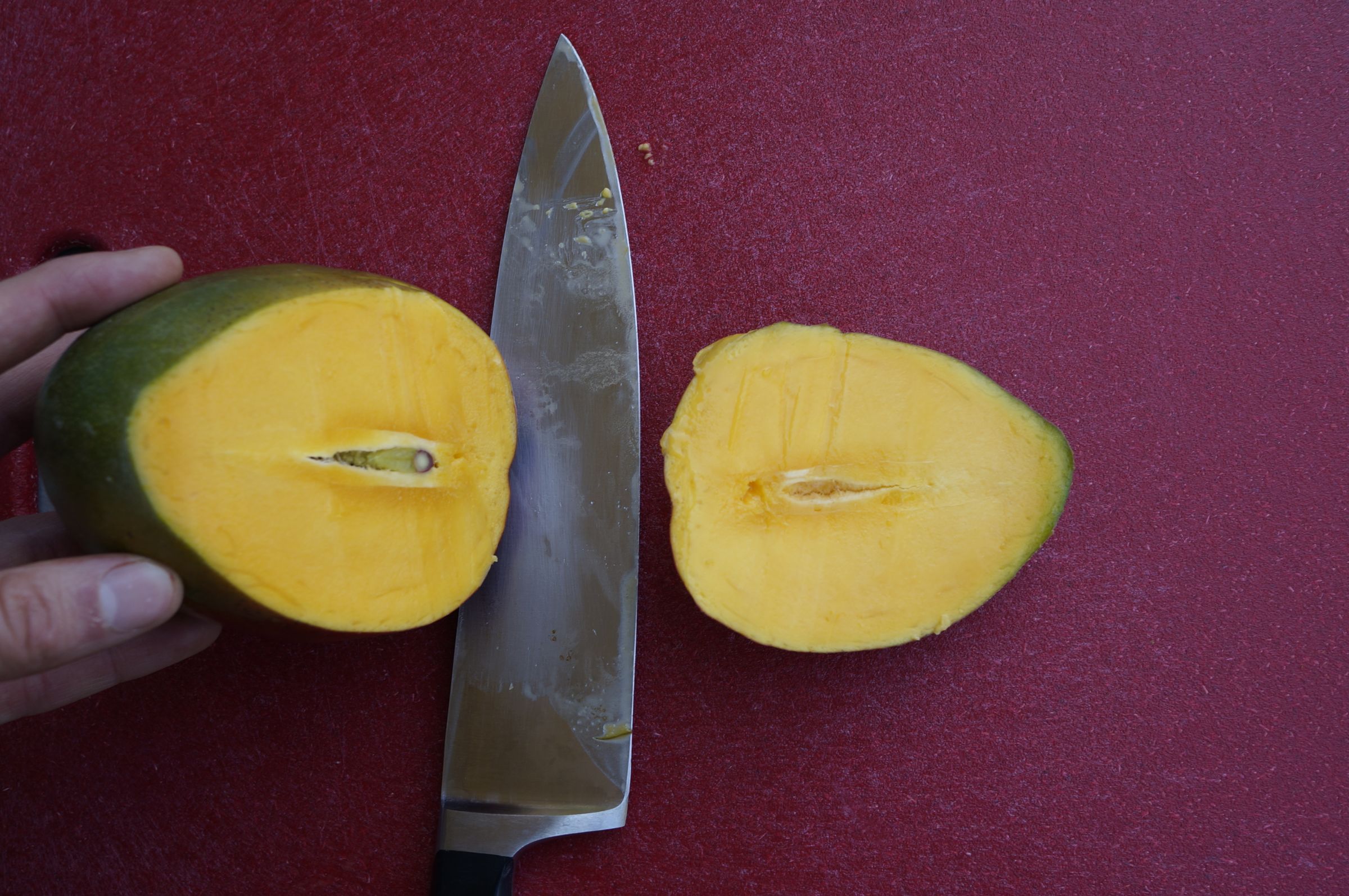 Fastest/ Best Way to Skin a Mango: 10 Second Mango Hack : 5 Steps (with ...