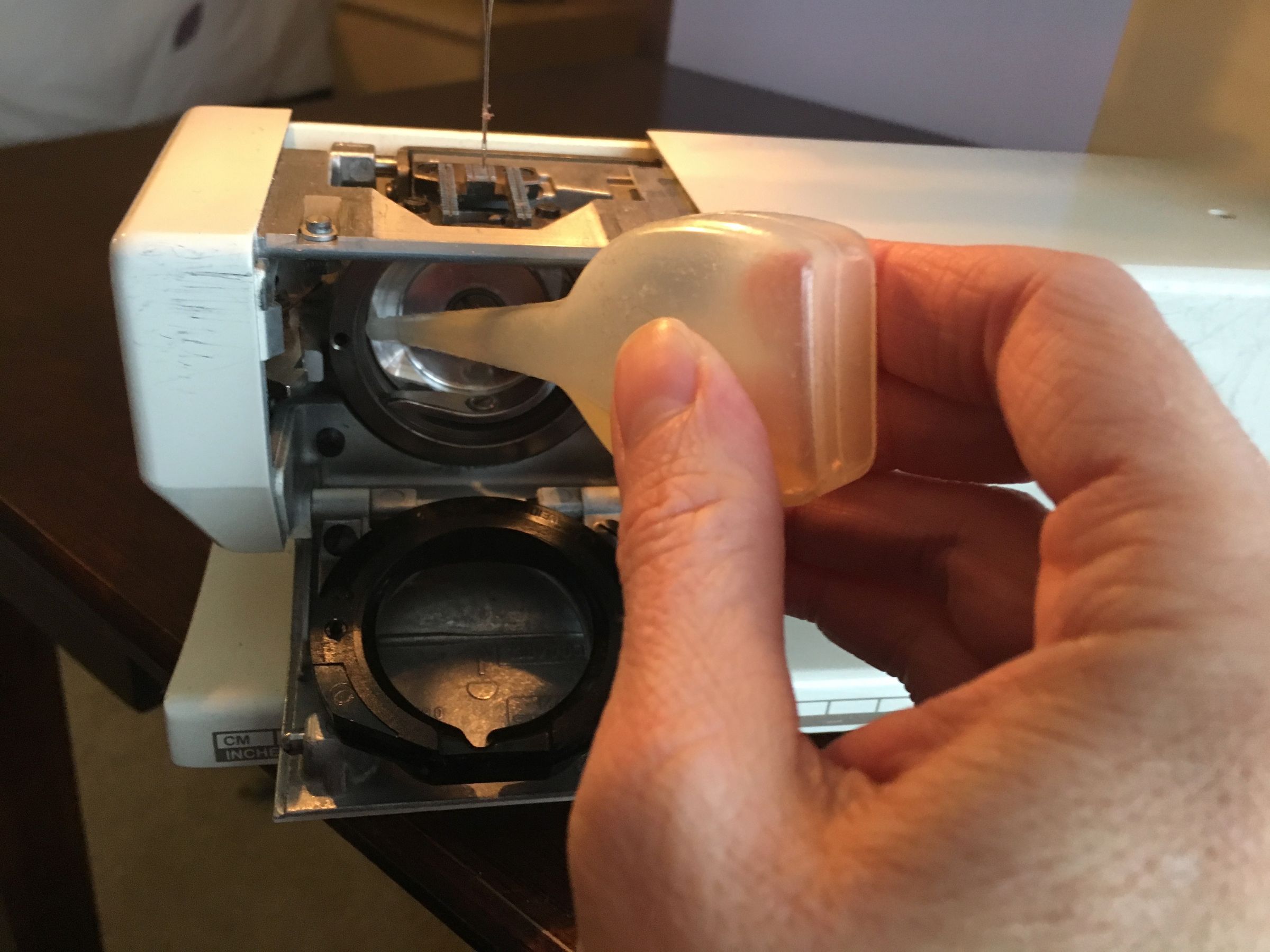 Basic Sewing Machine Cleaning : 4 Steps (with Pictures) - Instructables