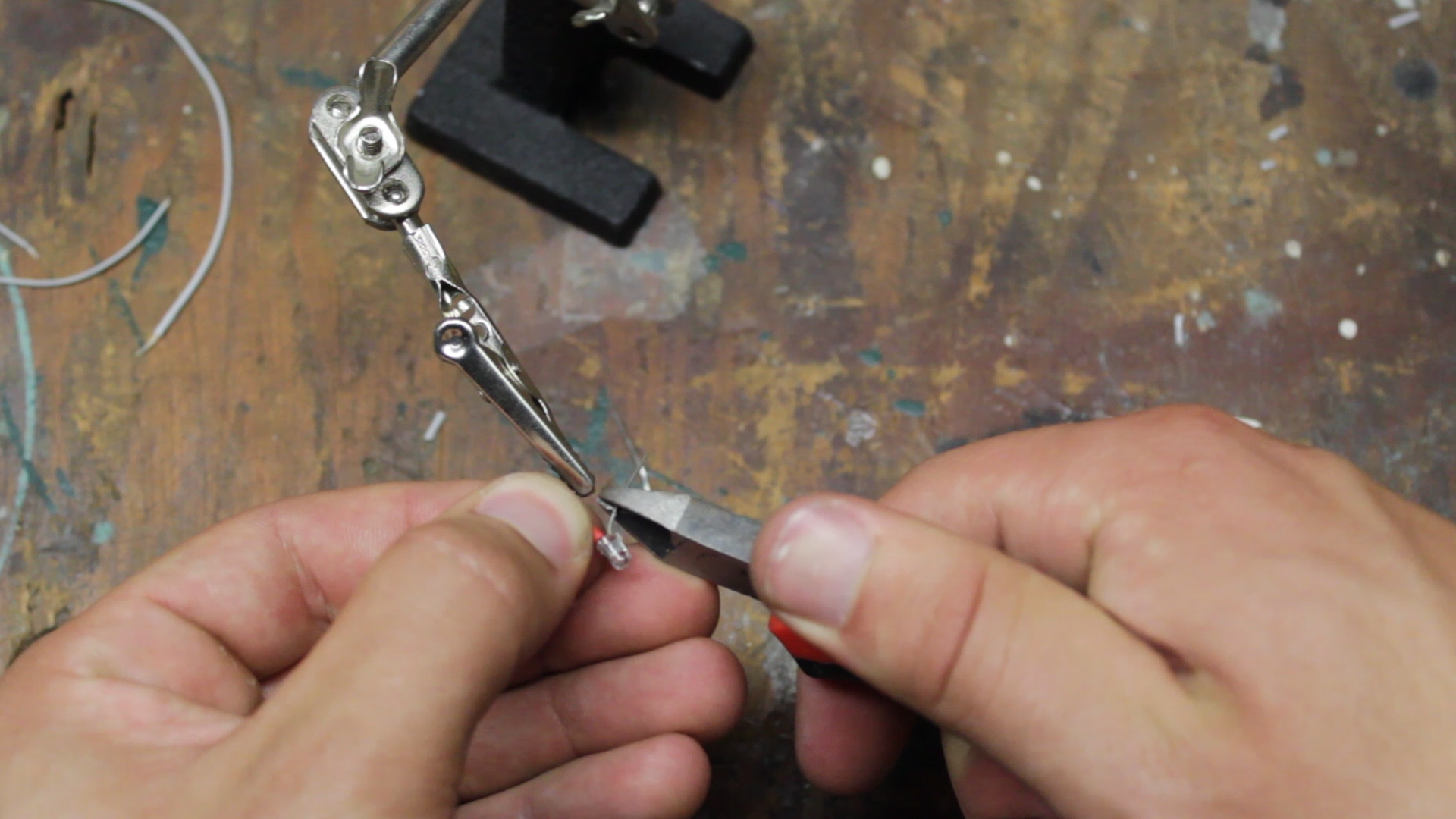 How to Make a Backlit Xbox One Controller Mod : 10 Steps (with Pictures ...