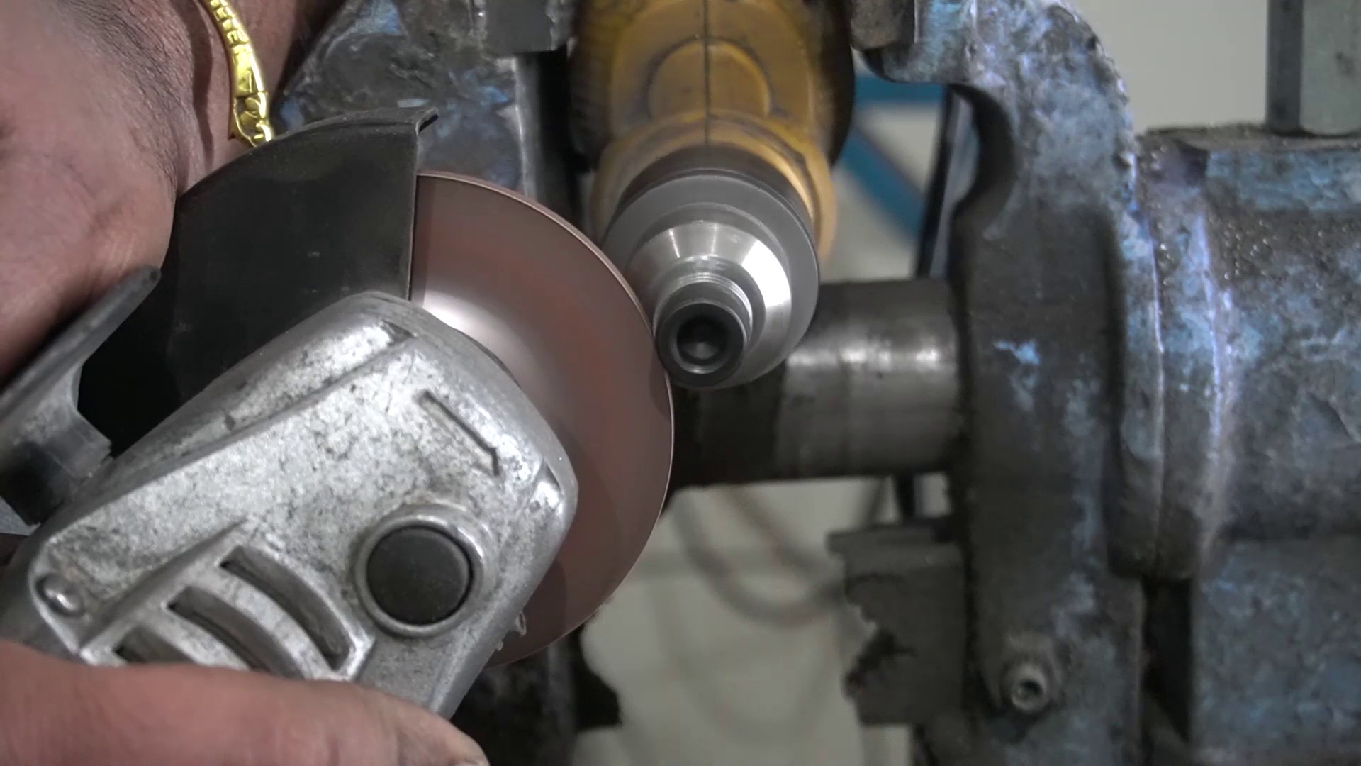 Pneumatic Air Graver From Bolt : 14 Steps (with Pictures) - Instructables