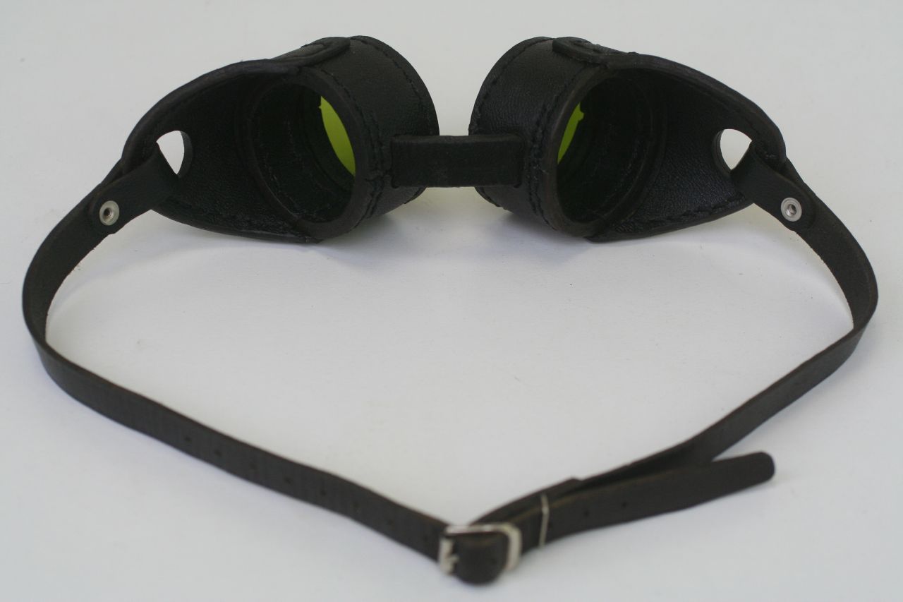 Completely Leather Goggles (with Pictures) - Instructables