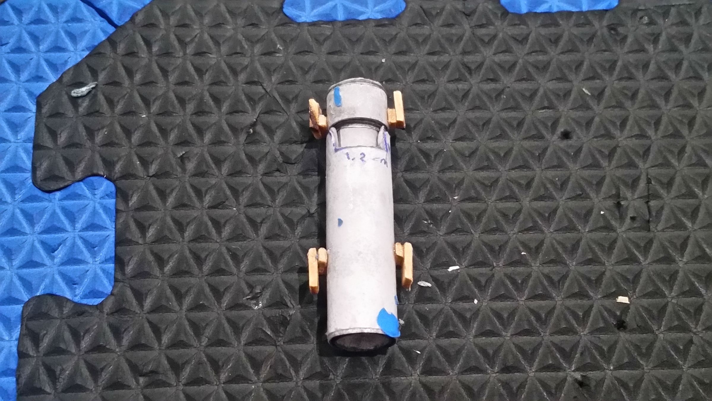 Working Cardboard Mandalorian Gauntlet: How to Make It : 14 Steps (with ...