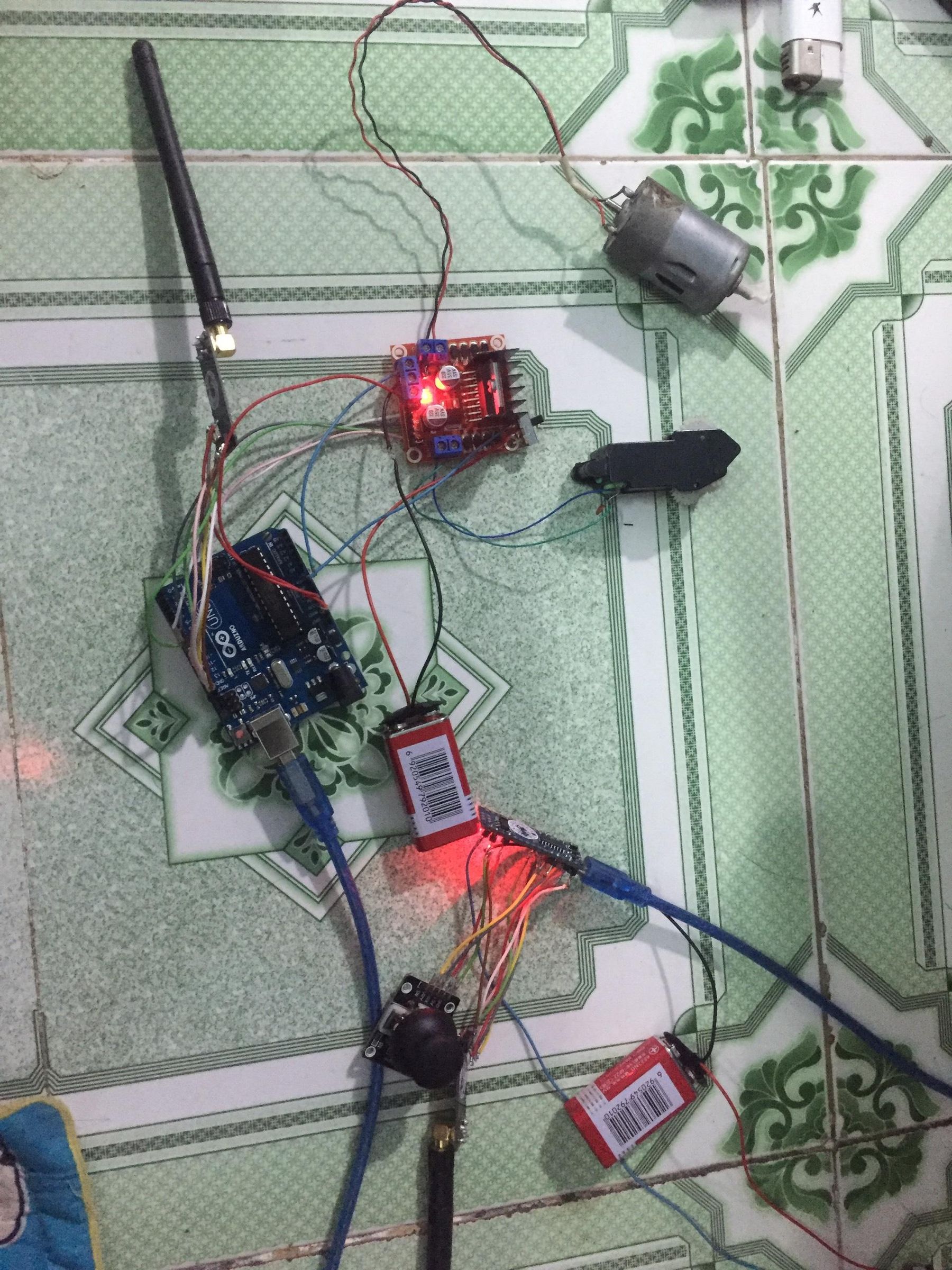 Wireless Arduino Controlled Tank (nRF24L01) : 6 Steps (with Pictures ...