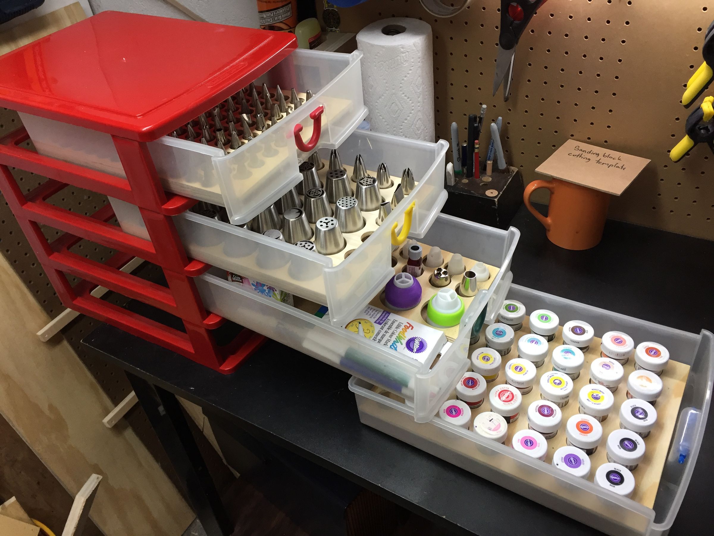 Cake Decorating Organizer Trays. : 7 Steps (with Pictures) - Instructables