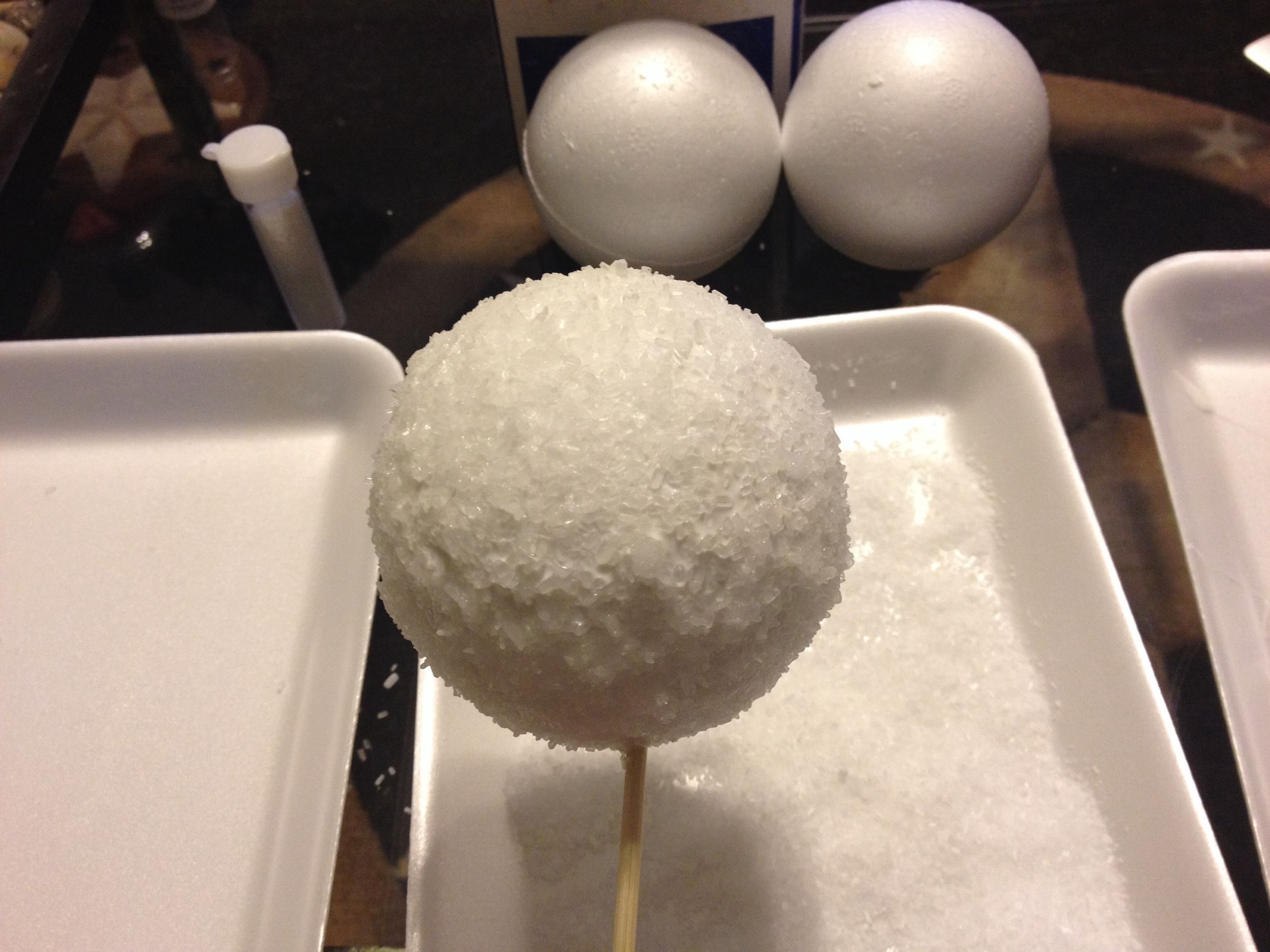 How to Make Fake Snowballs : 7 Steps - Instructables