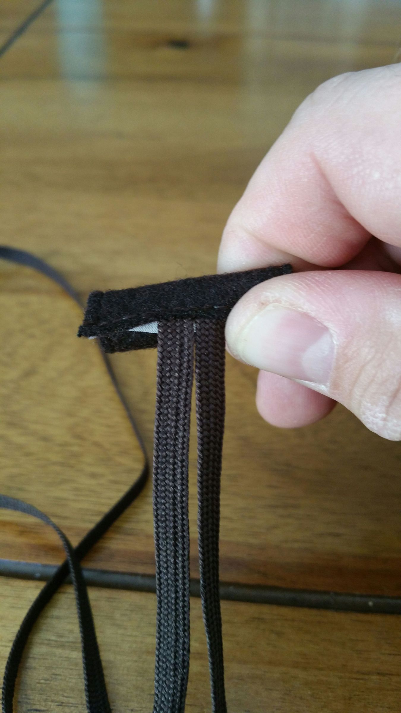 How to Tie a Scapular : 6 Steps - Instructables