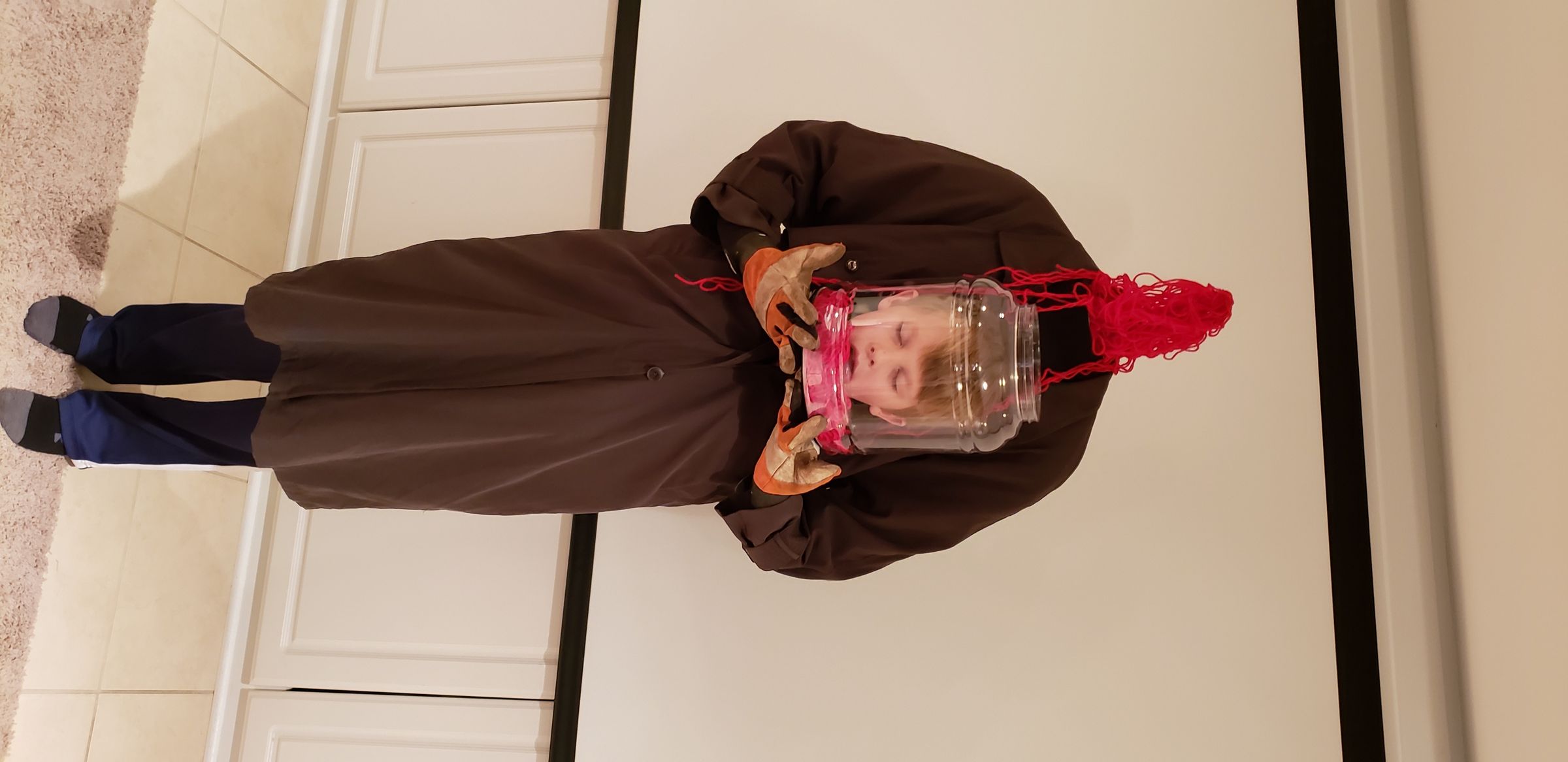 Best DIY Headless Costume : 4 Steps (with Pictures) - Instructables