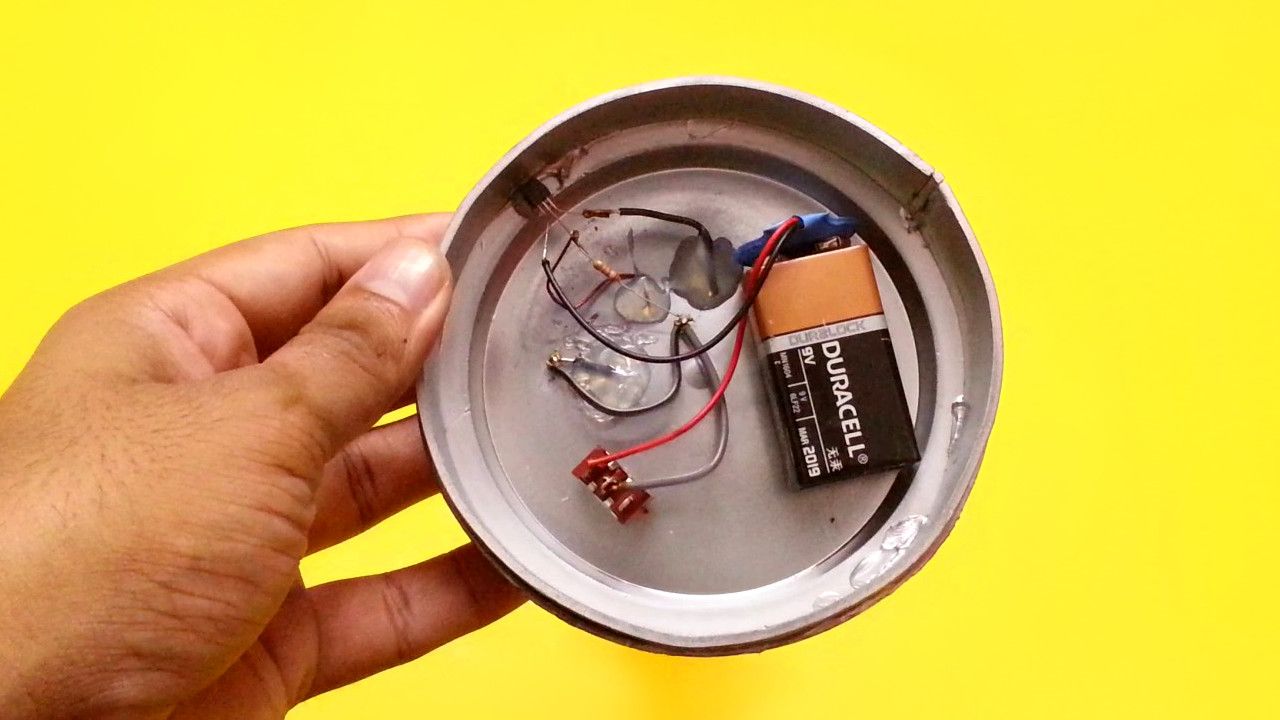 How to Make a Mini Tesla Tower : 7 Steps (with Pictures) - Instructables