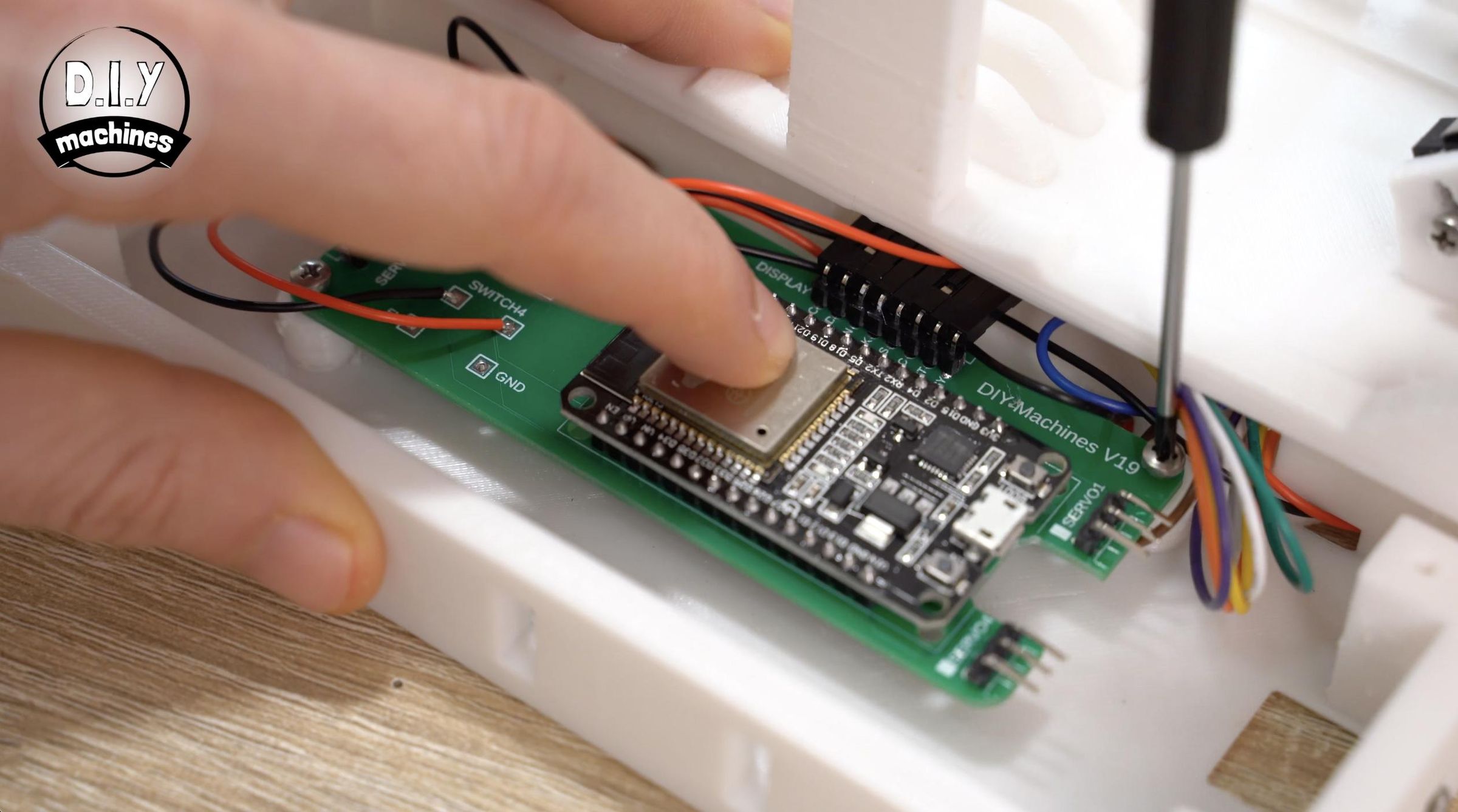 WeatherBot - a Motorised Weather Machine | 3D Printable, ESP32 & OpenWeatherMap : 22 Steps (with ...