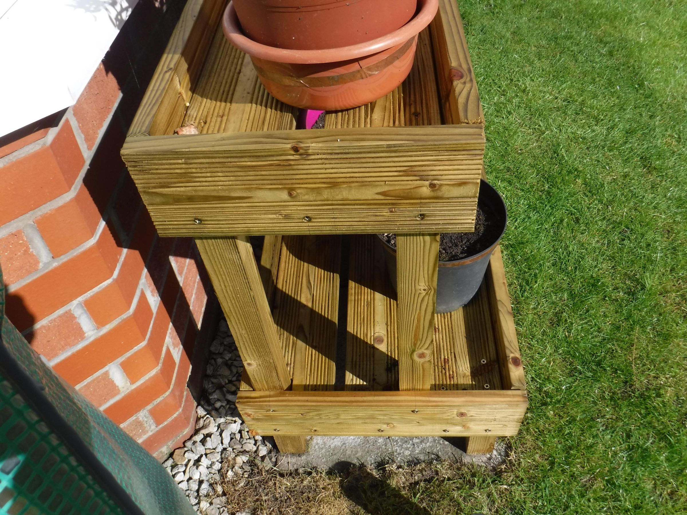 2-Tier Wooden Plant Stand : 13 Steps (with Pictures) - Instructables