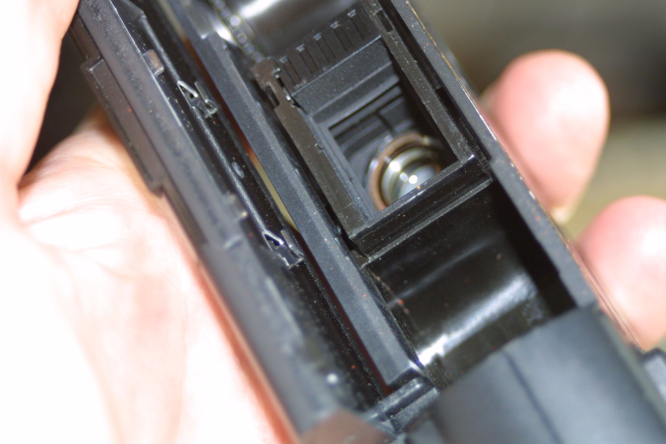 Disassemble and Reload a 110 Film Cartridge : 8 Steps (with Pictures ...