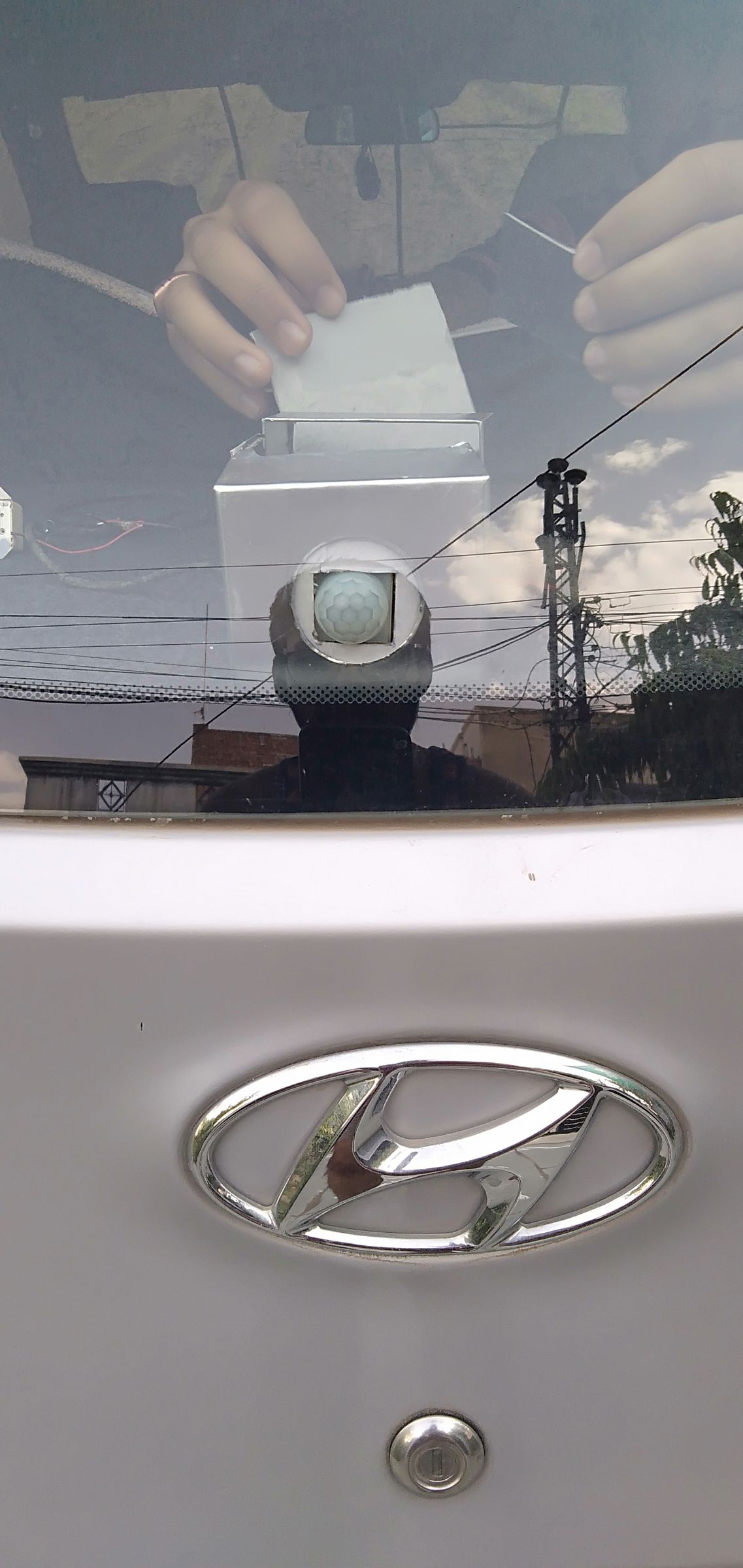 Vehicle Parking Alarm System Using PIR Sensor- DIY : 7 Steps (with ...