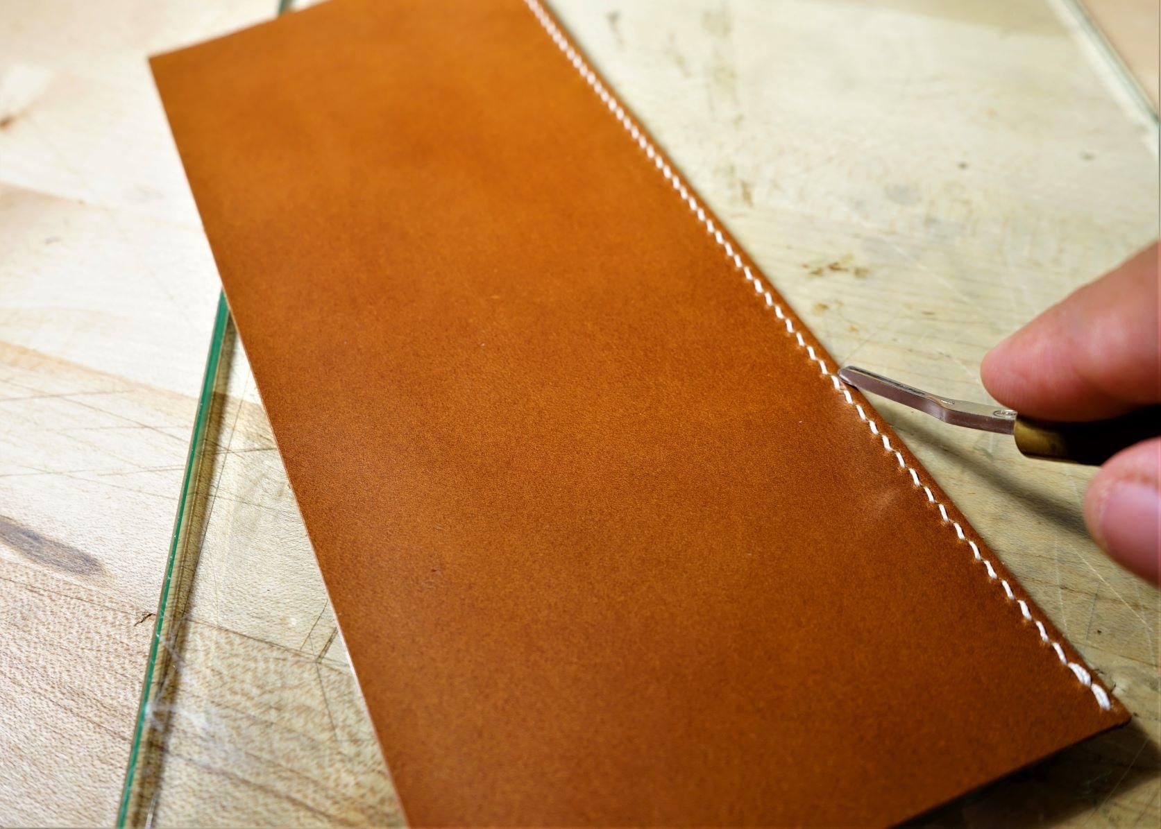 Leather Coin Pouch Wallet : 14 Steps (with Pictures) - Instructables