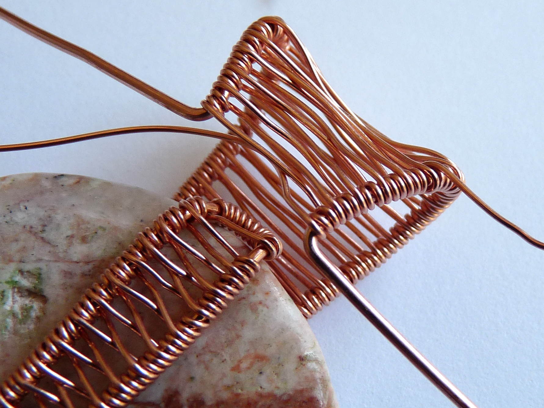 Woven Wire Bail Gemstone Pendant : 24 Steps (with Pictures) - Instructables