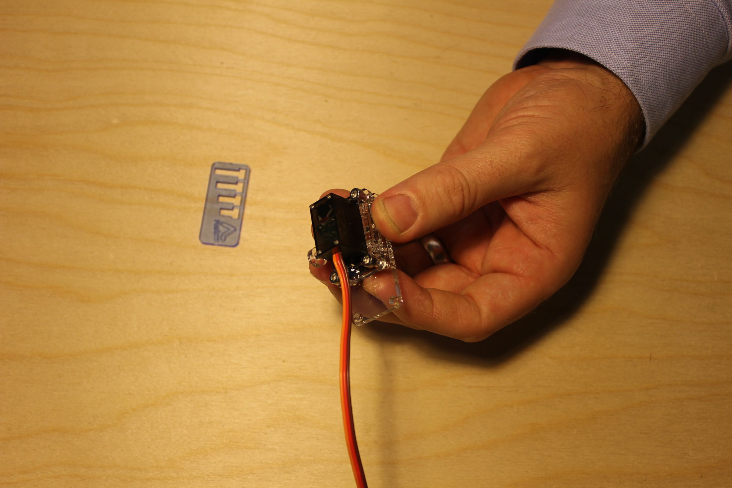 MeArm V1.1 - Tiny Open Source Robot Arm : 18 Steps (with Pictures) - Instructables