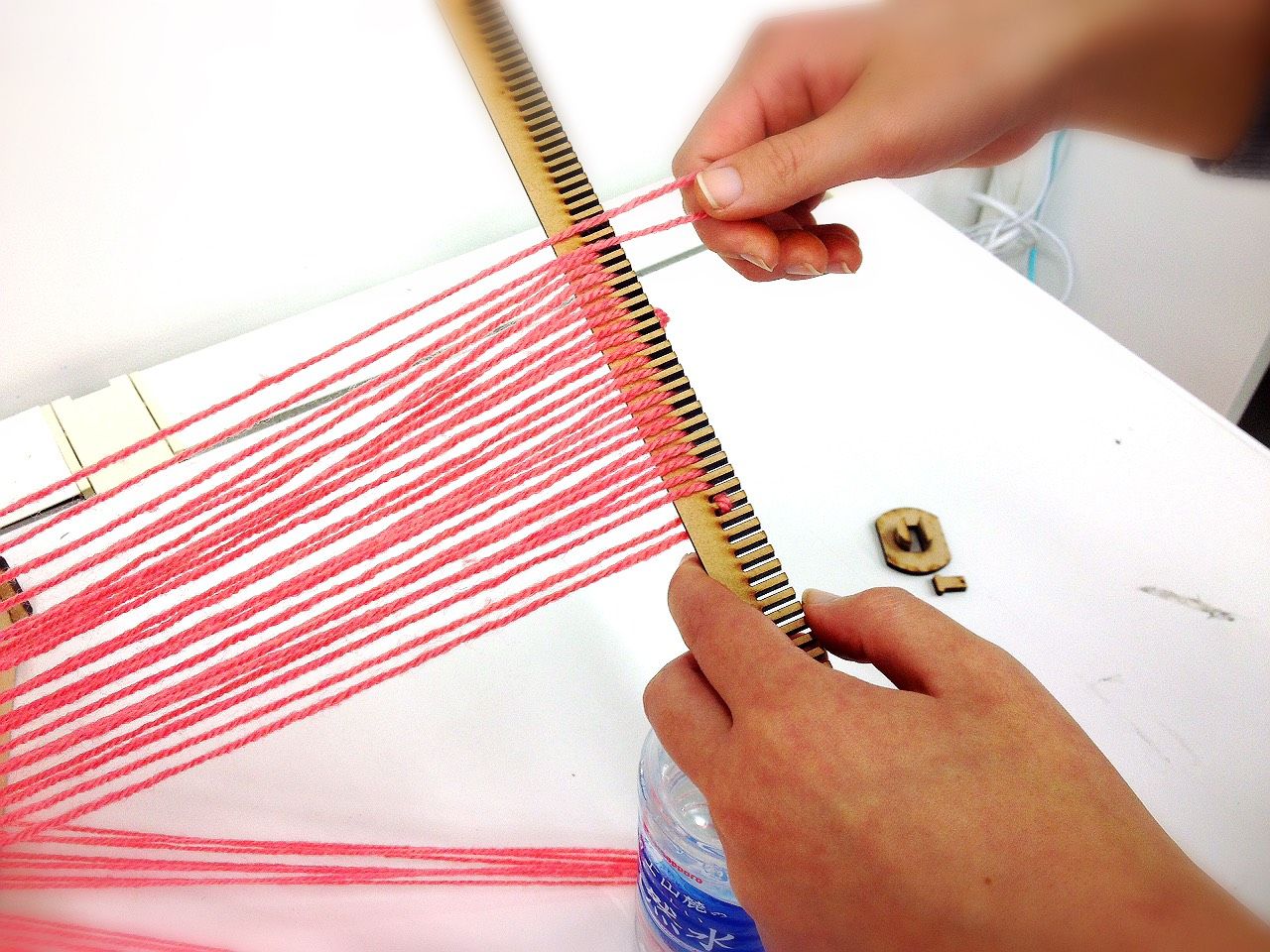 Tabletop Weaving : 7 Steps (with Pictures) - Instructables