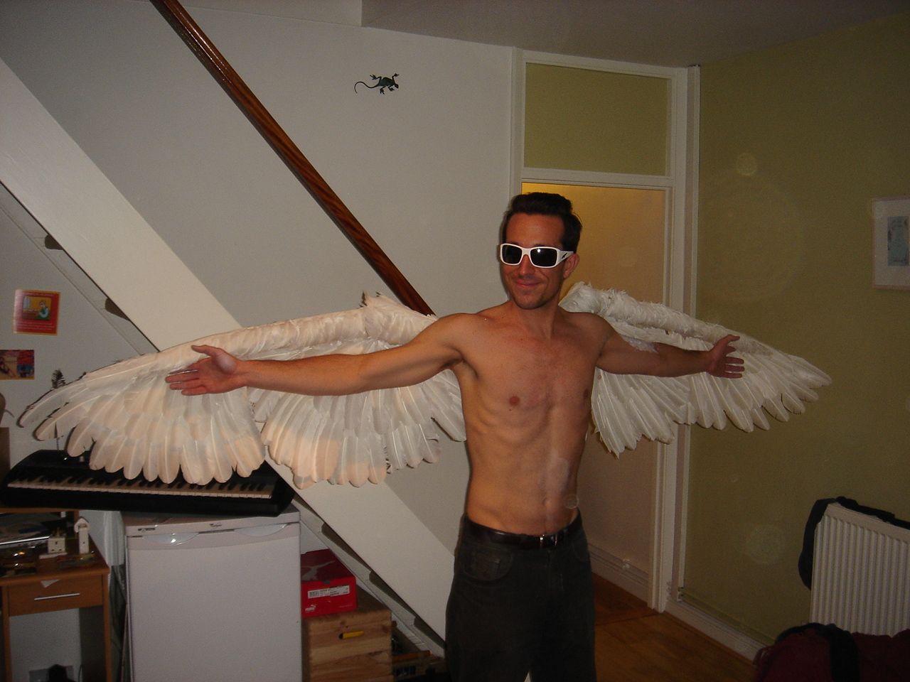 How to Make a Pair of Angel Wings : 15 Steps (with Pictures ...