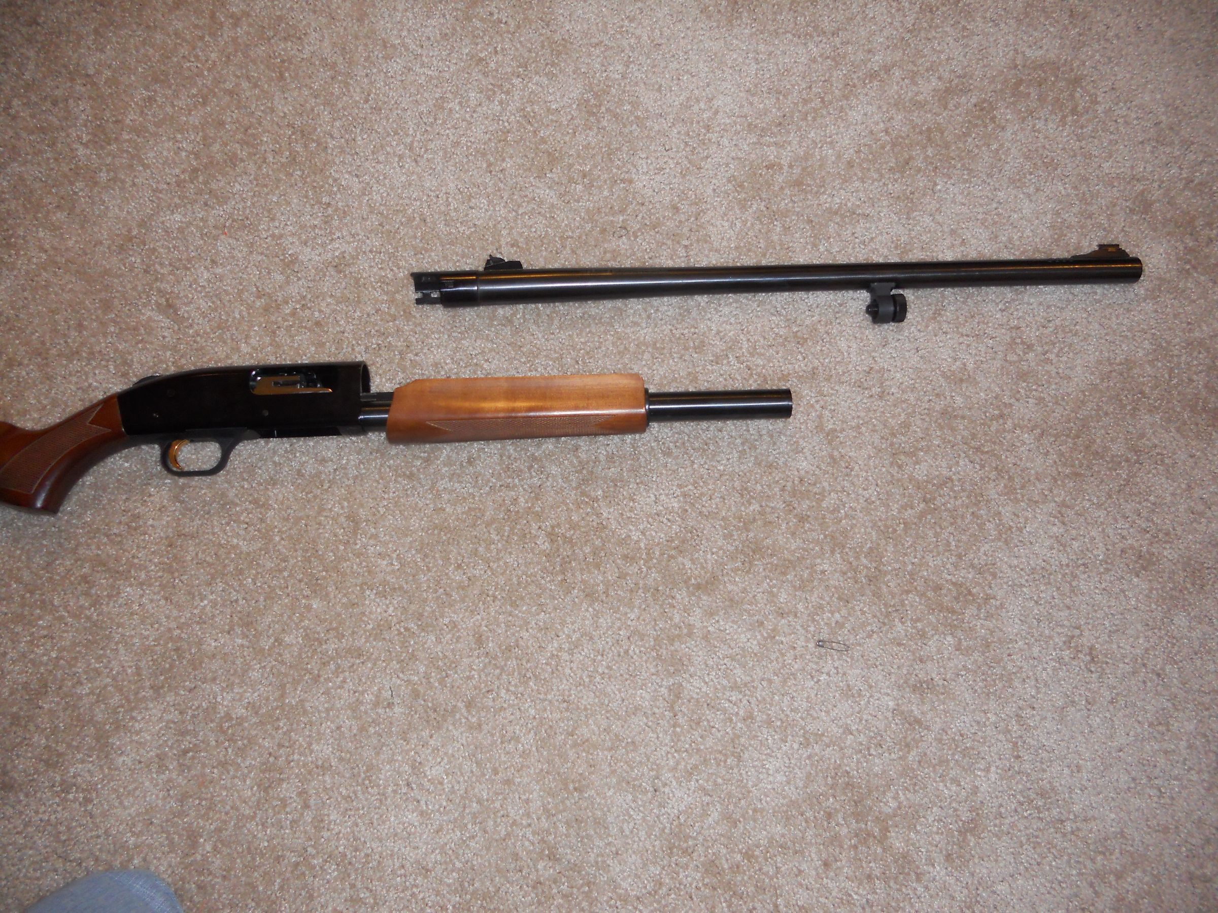 How to Disassemble a Mossberg 500 Series Shotgun : 9 Steps - Instructables