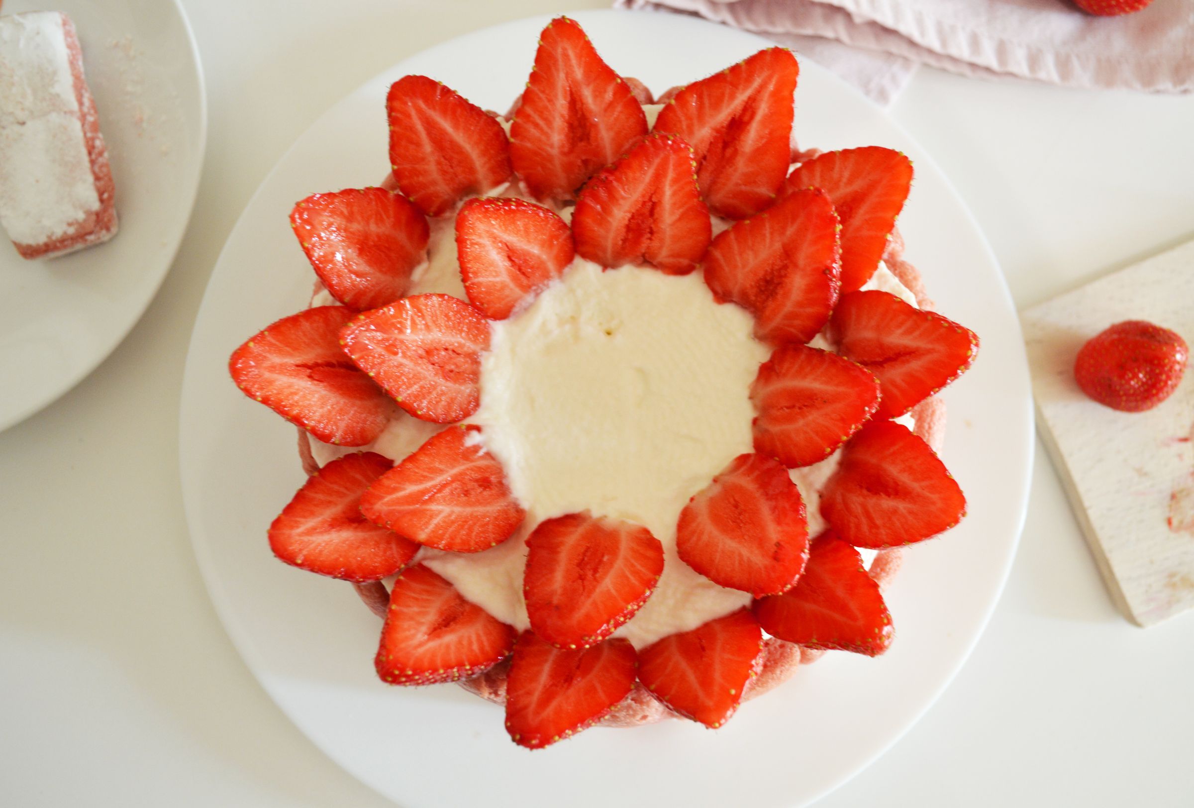 Strawberry Charlotte Cake : 6 Steps (with Pictures) - Instructables