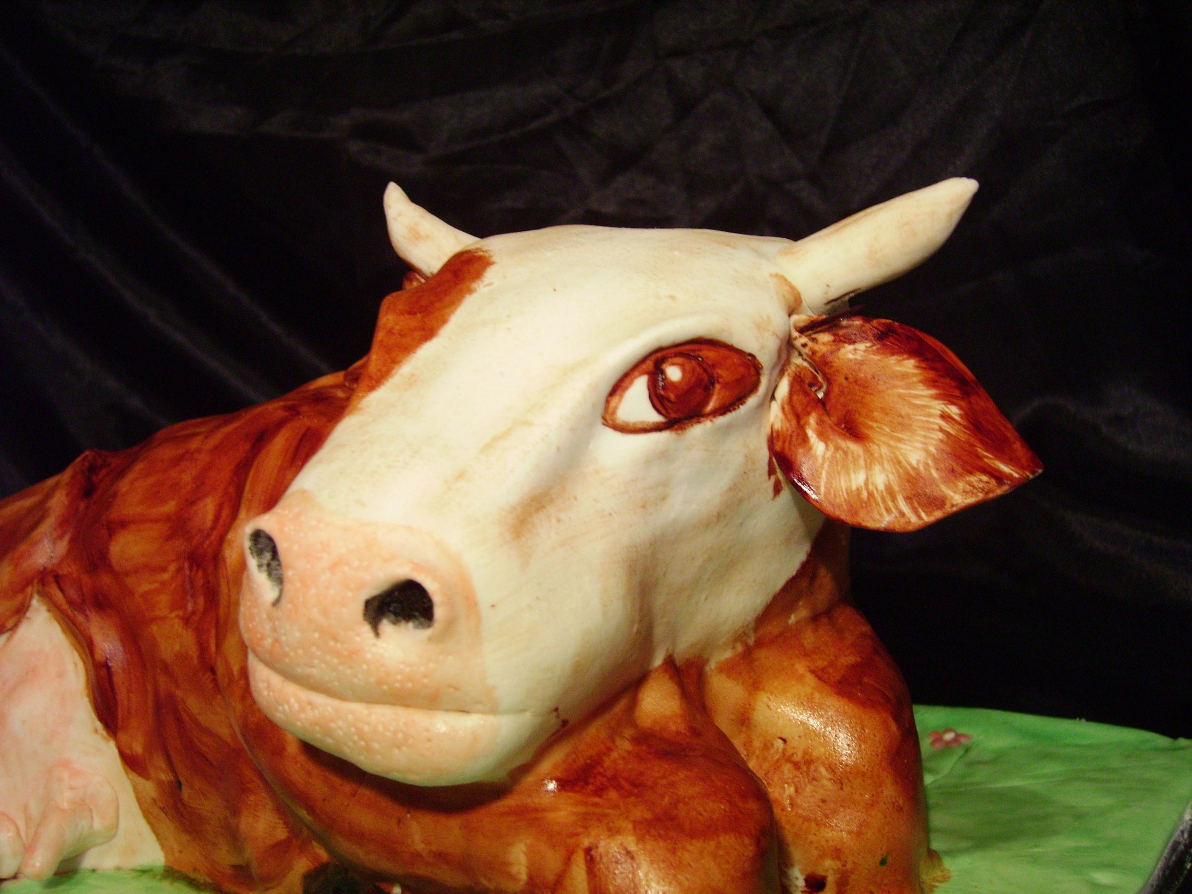 Cow Cake Step by Step : 9 Steps (with Pictures) - Instructables