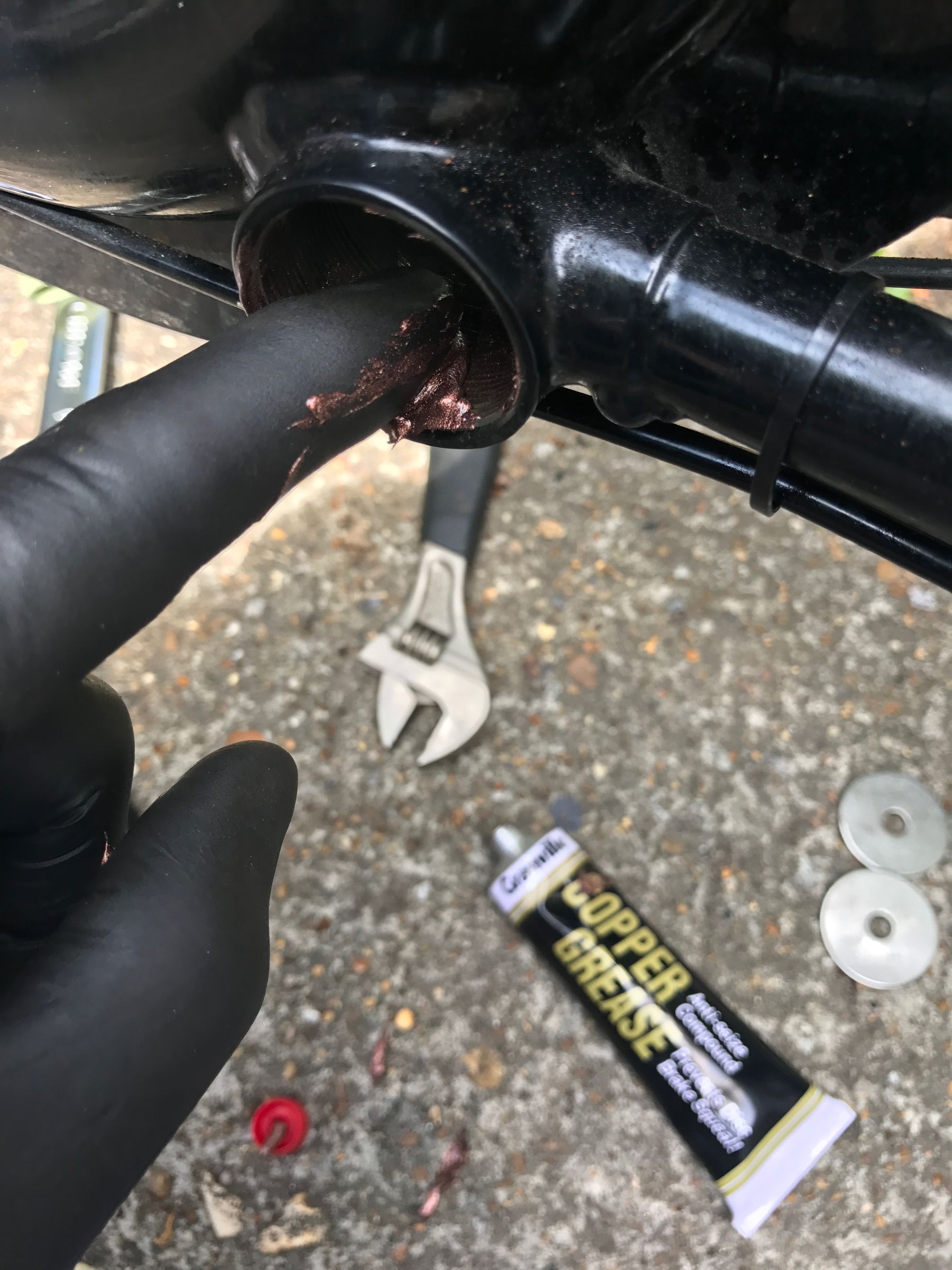 Seized Square-Taper Bottom Bracket Removal, the Knuckle-friendly Way ...