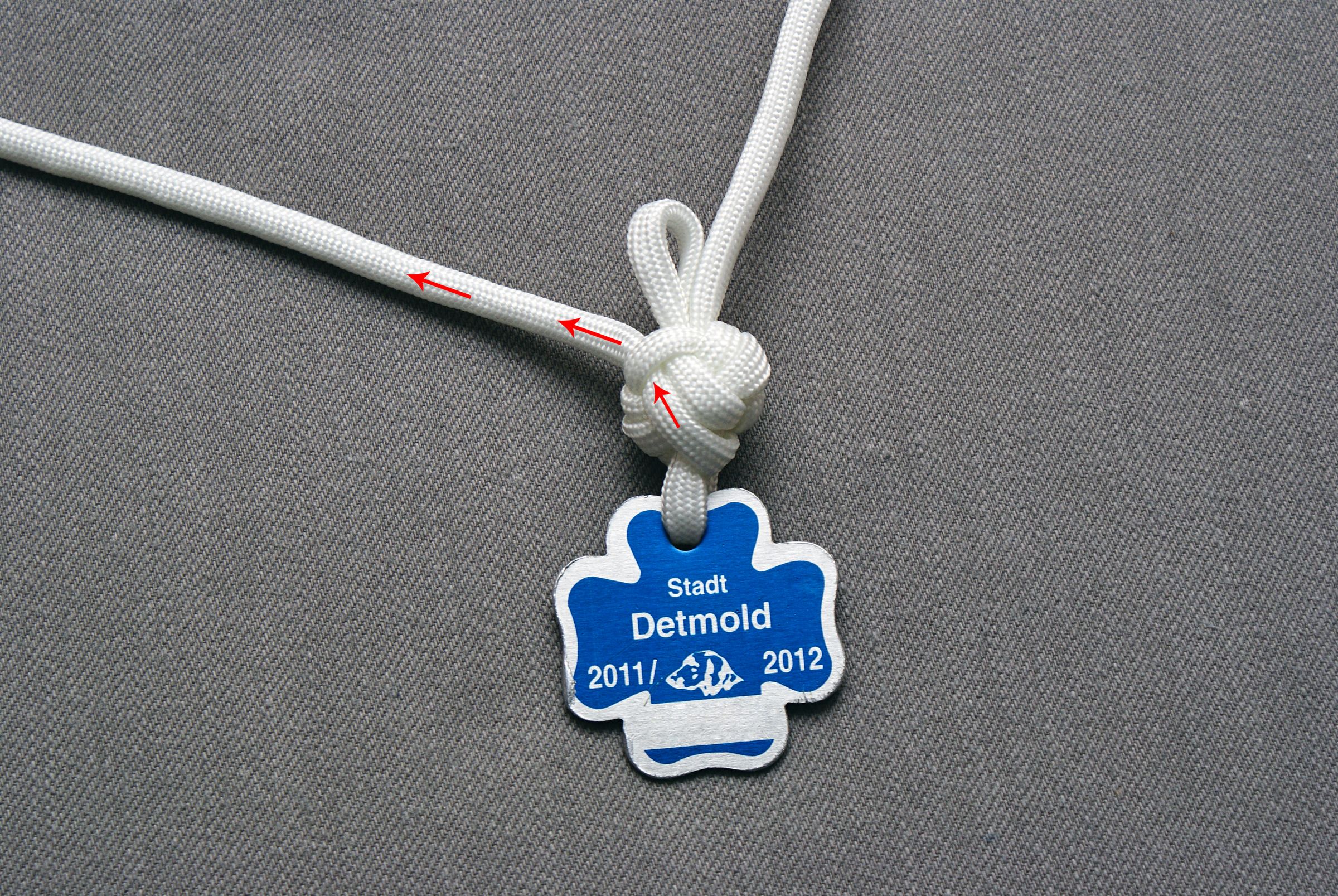 Paracord Dog Tag Holder : 7 Steps (with Pictures) - Instructables