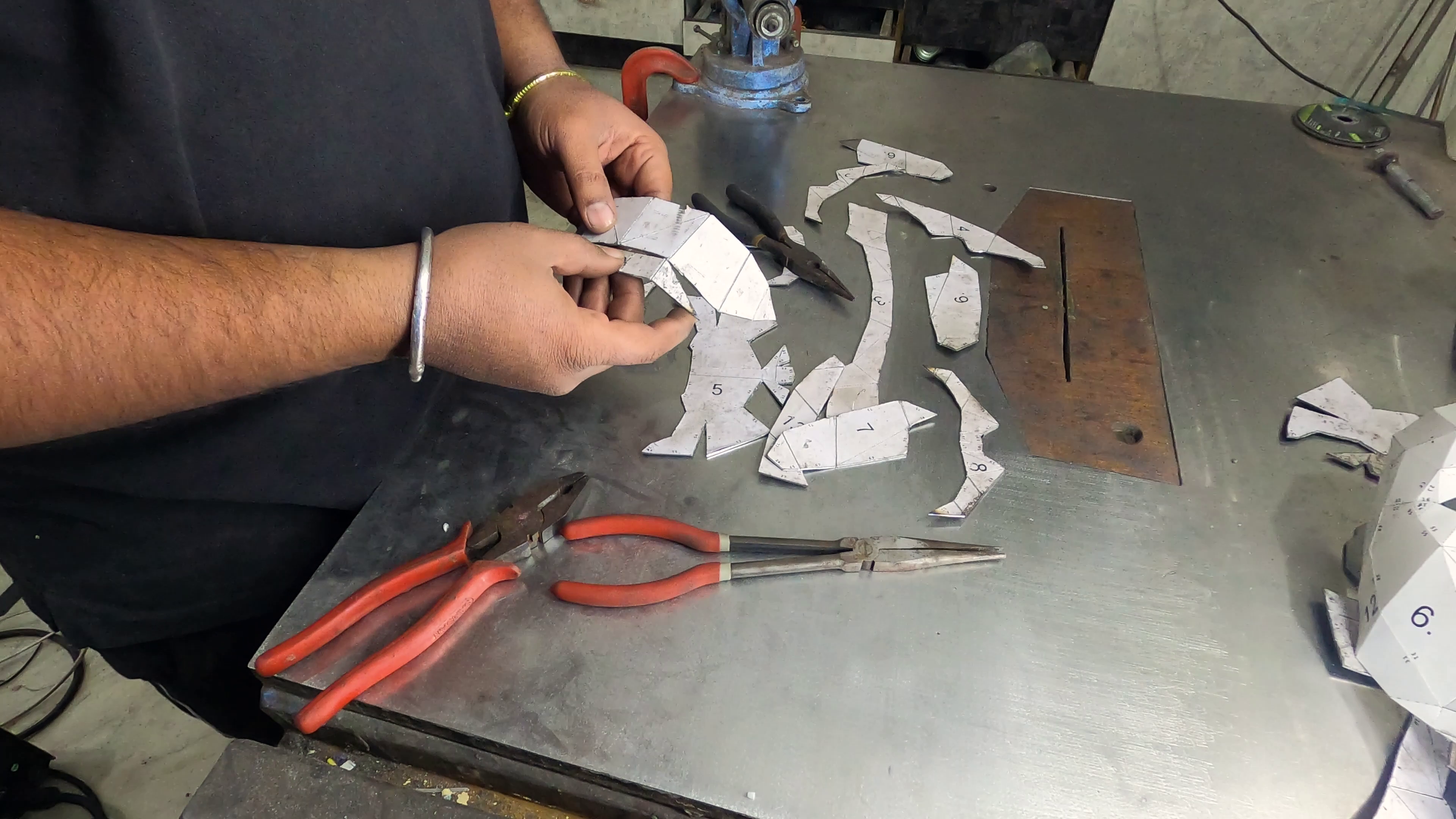 Sheet Metal Front Man Mask : 10 Steps (with Pictures) - Instructables