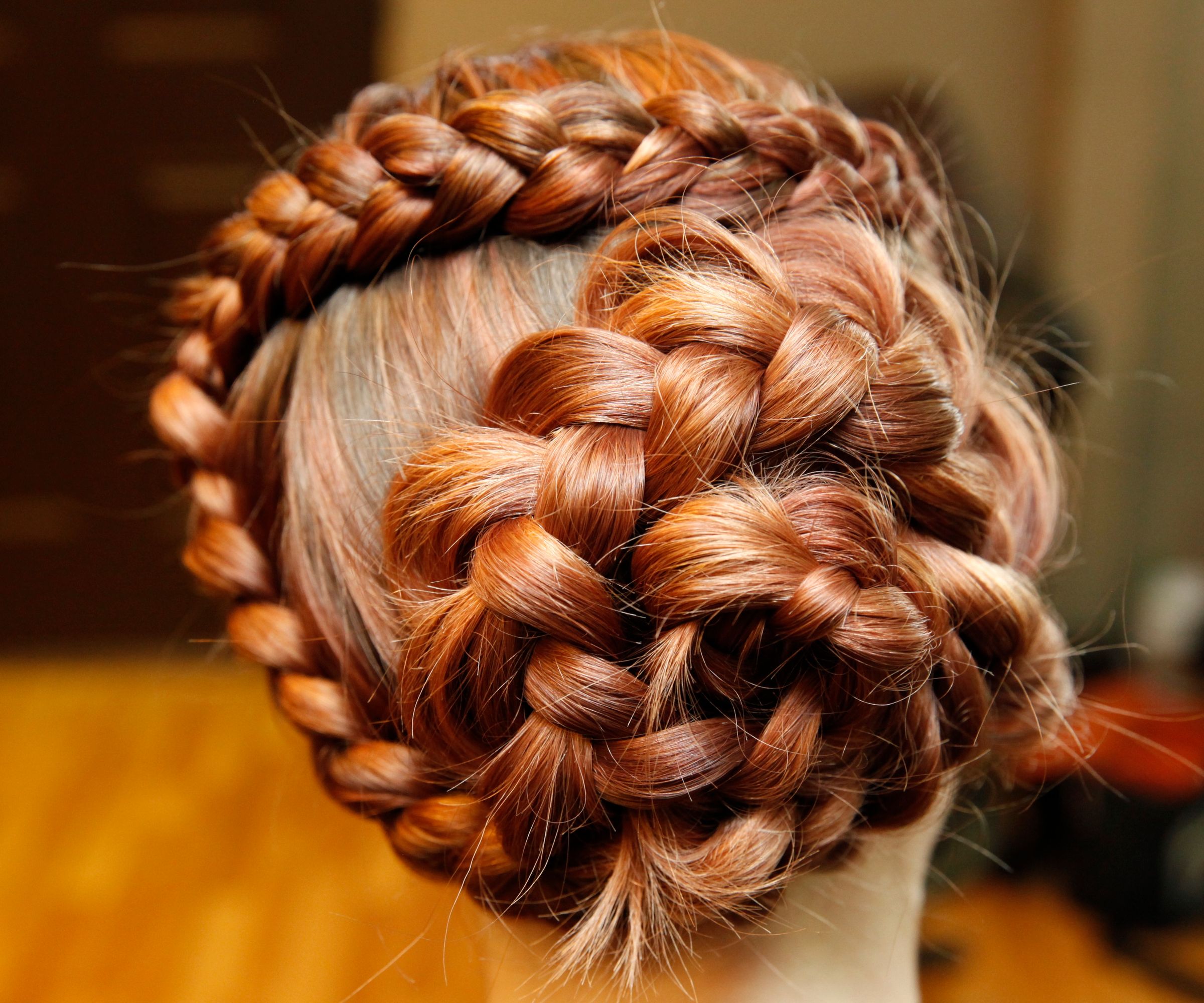 How to Do a Dutch Flower Braid : 7 Steps (with Pictures) - Instructables