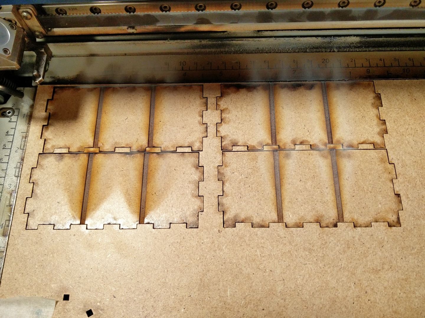 Laser Cut Pivoting Box : 10 Steps (with Pictures) - Instructables