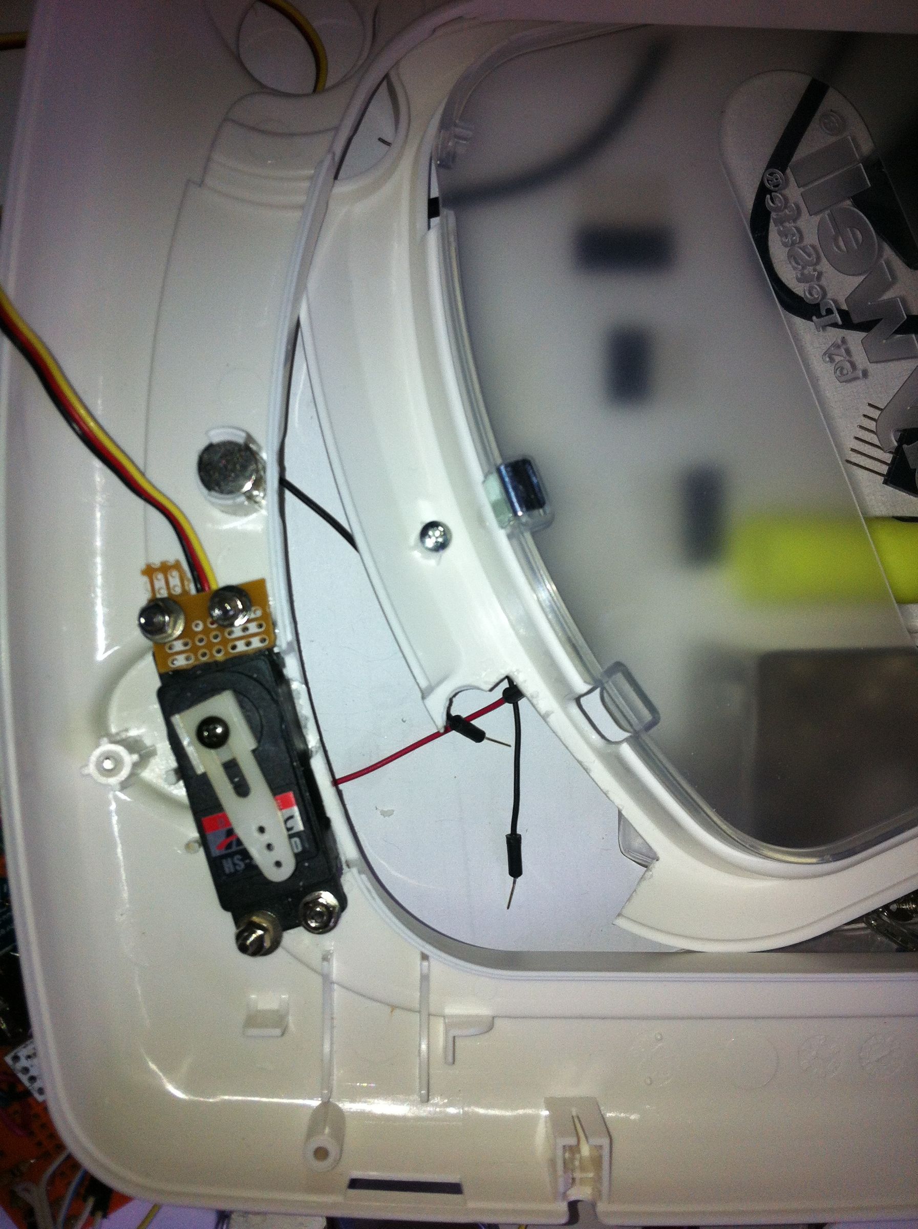 Pet Curfew: an Arduino Controlled Pet Door : 7 Steps (with Pictures ...