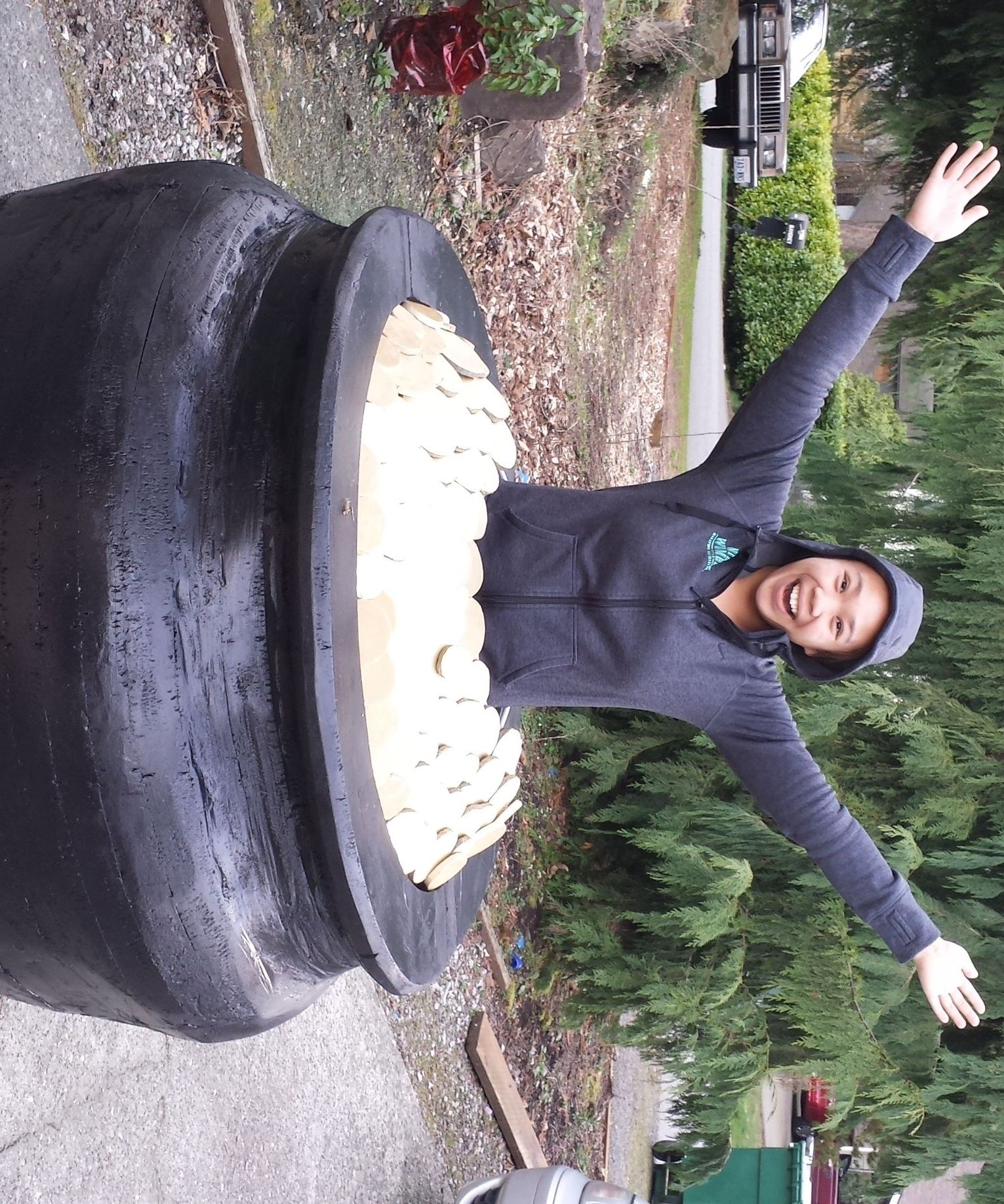 Giant Pot of Gold : 5 Steps (with Pictures) - Instructables
