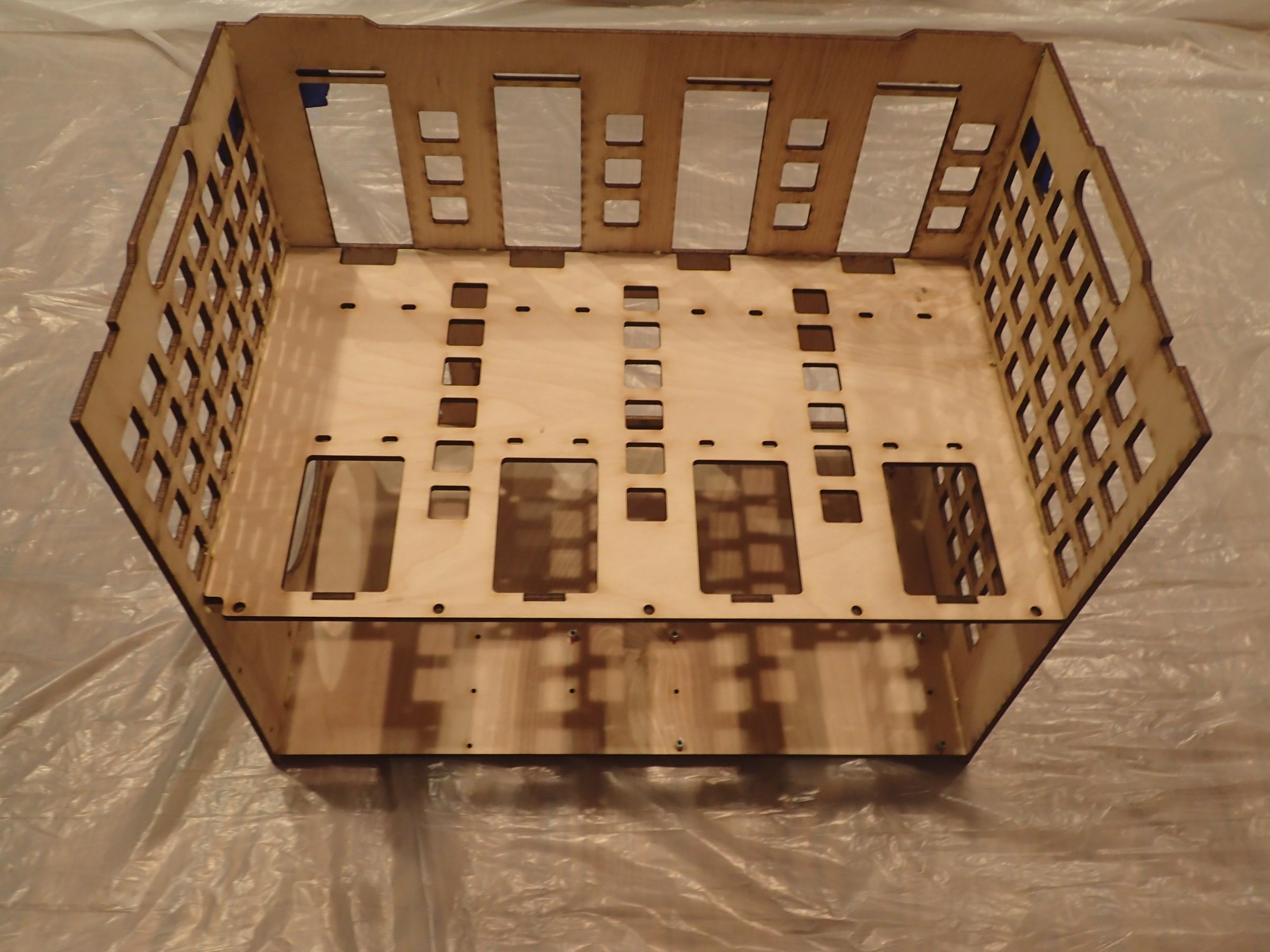 Simple, Stackable GPU Mining Rig : 10 Steps (with Pictures) - Instructables