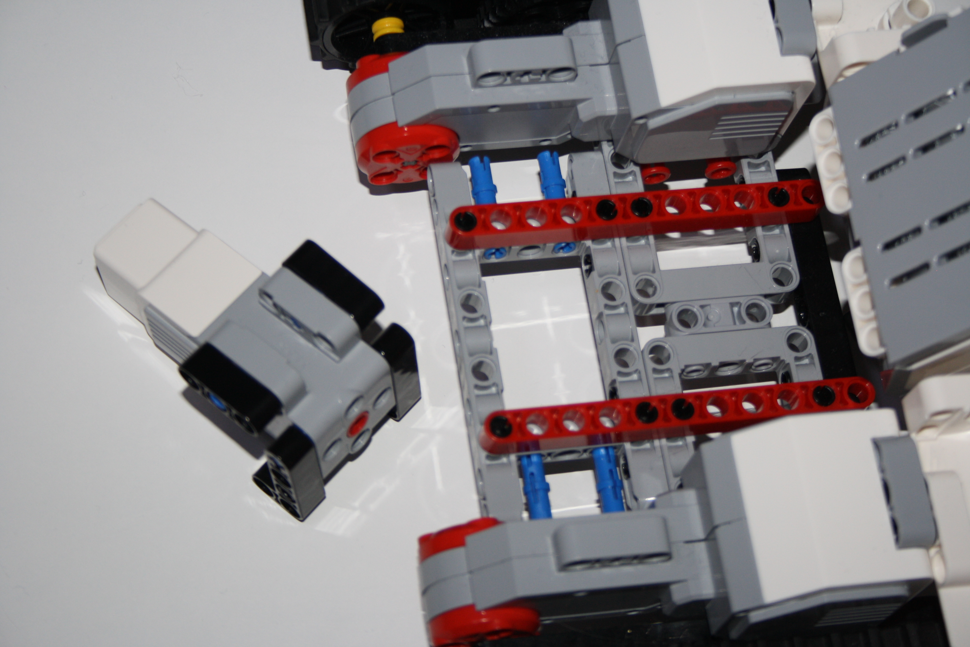 Lego Ev3 Build for Learning Programing and Robotics : 9 Steps - Instructables