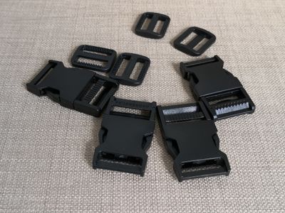 Apron With Quick Release Buckles : 3 Steps - Instructables
