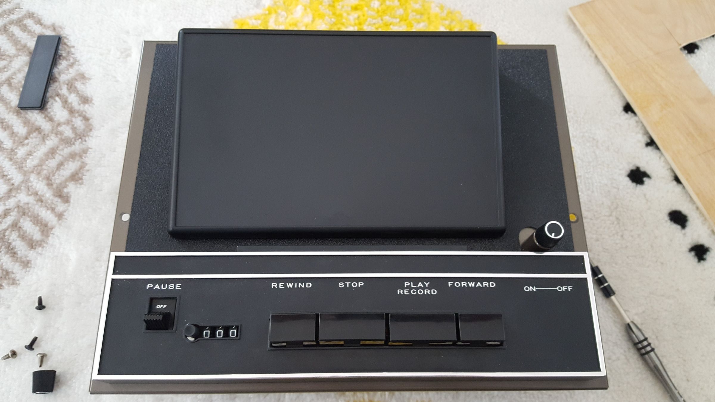 1960s Volumio Console Stereo Cabinet Restomod : 8 Steps (with Pictures ...