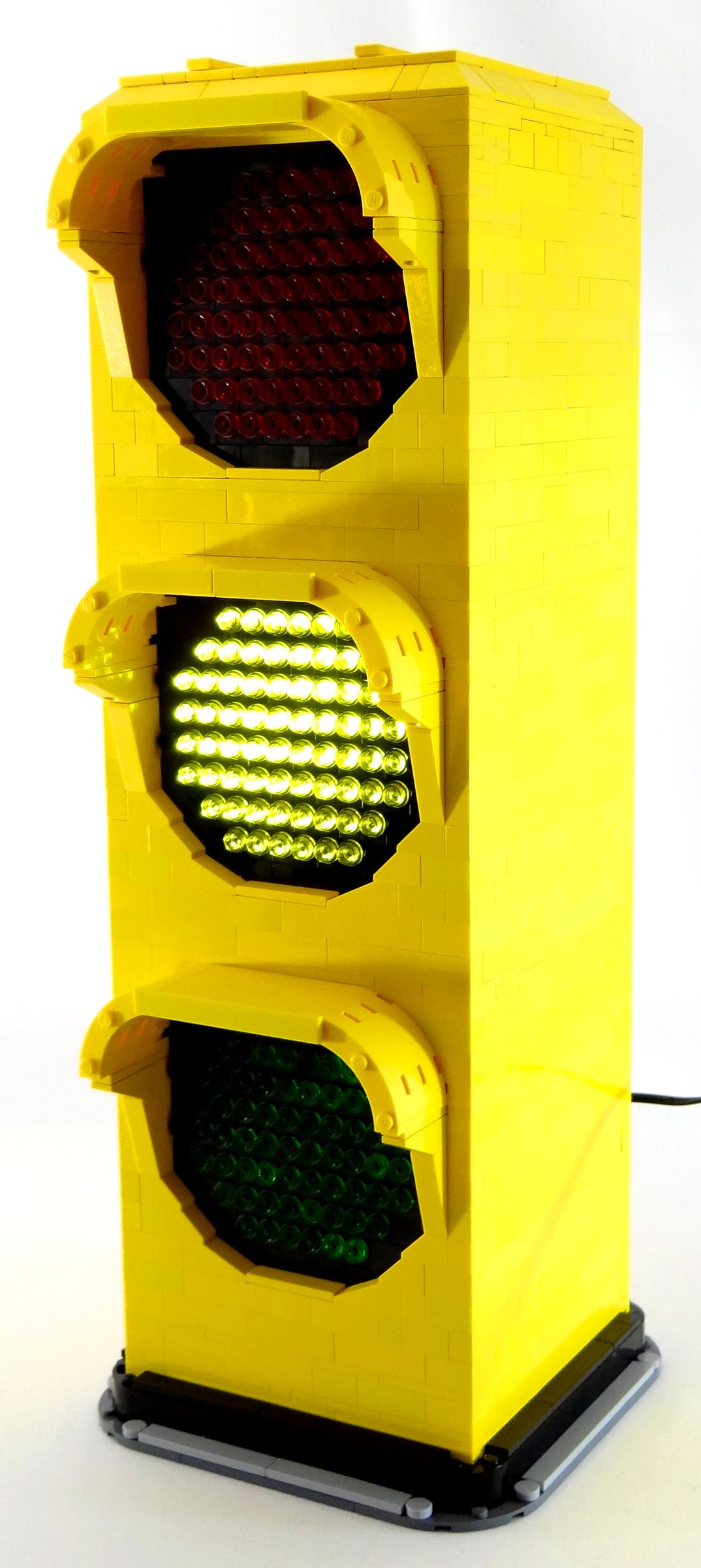 Fully-Functional LEGO Traffic Signal Lamp : 4 Steps (with Pictures ...