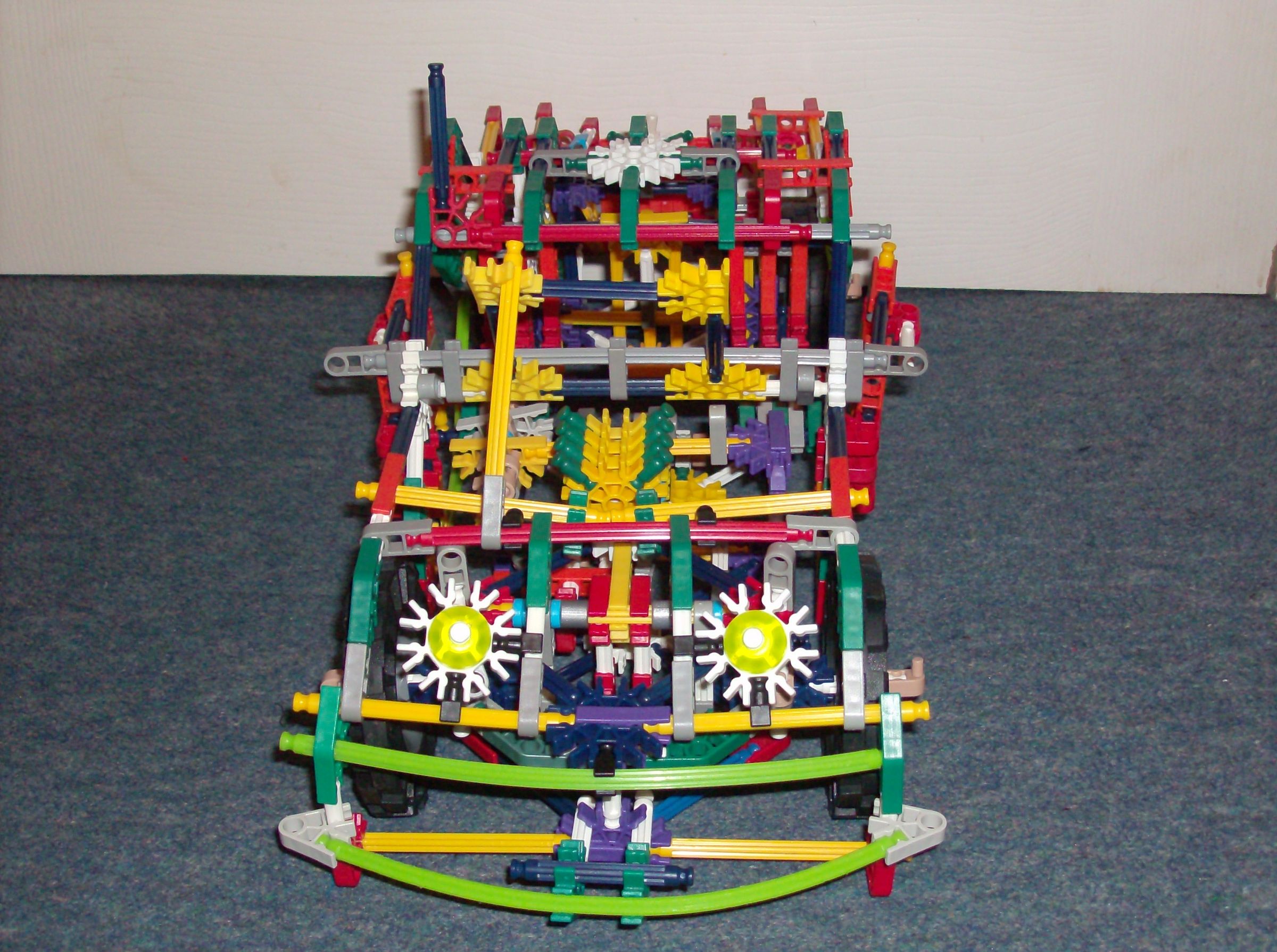 Knex Car With Steering and Suspension . - Instructables