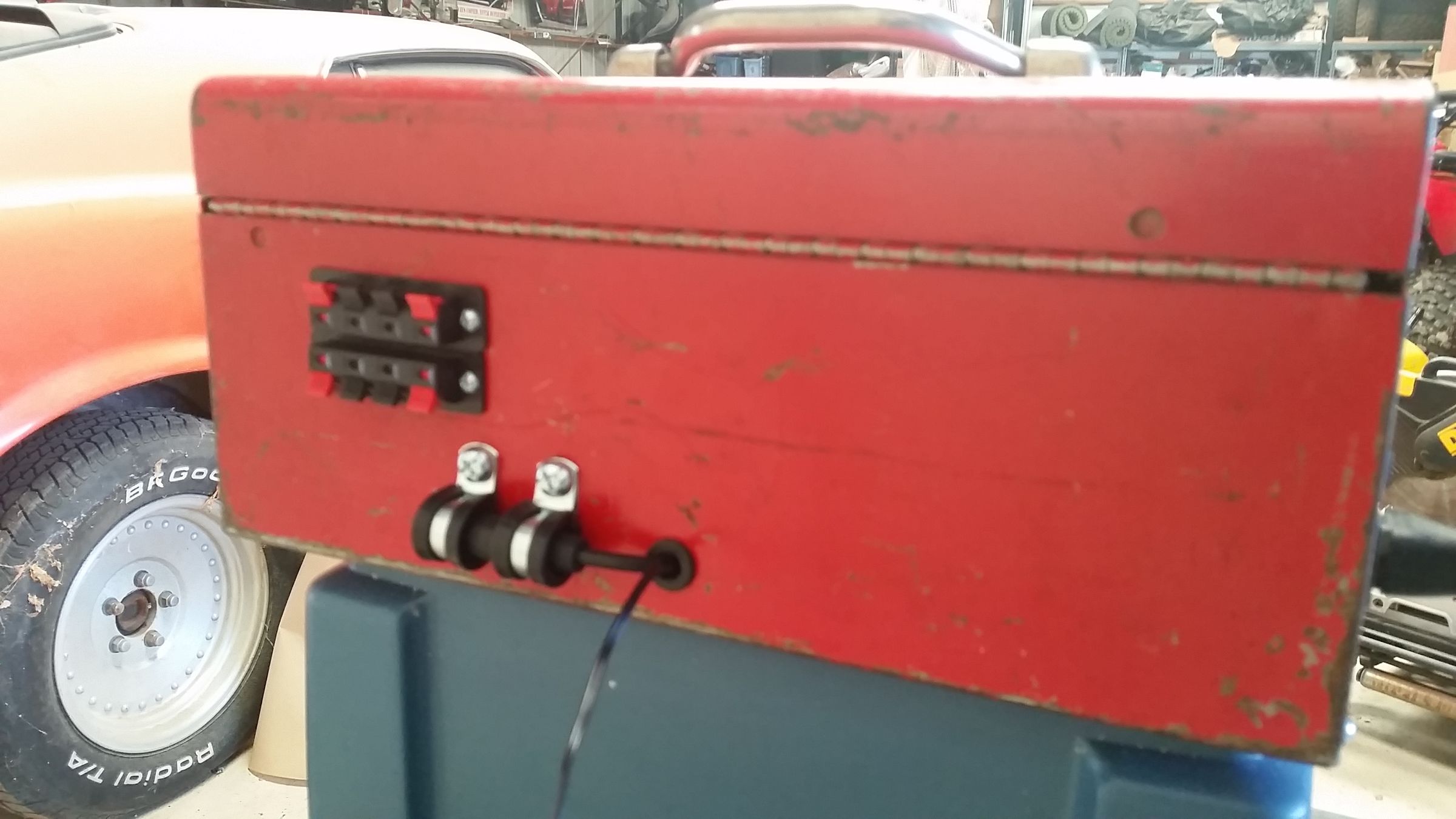 Tool Box Stereo : 7 Steps (with Pictures) - Instructables