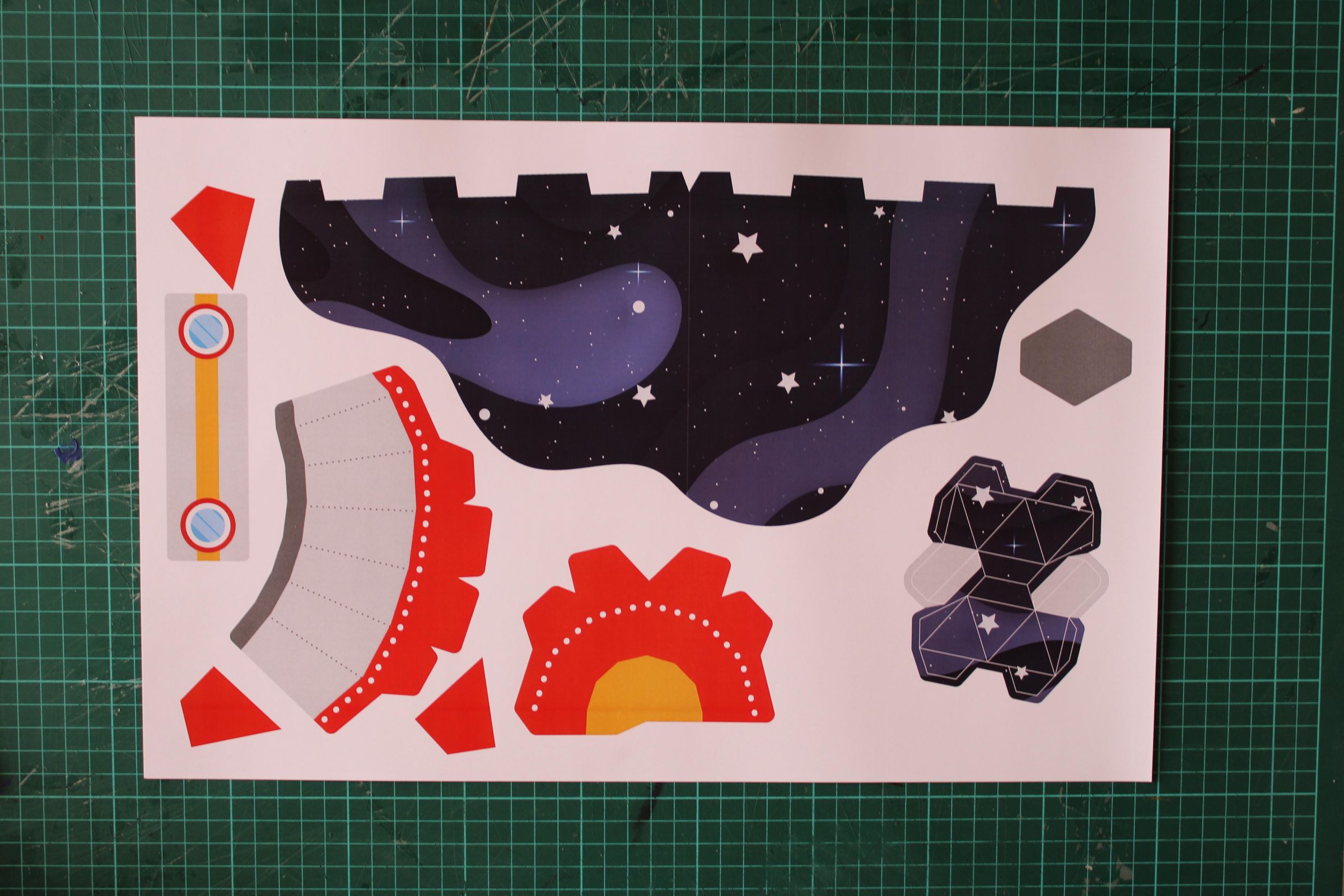 Pop-Up SPACE Card : 22 Steps (with Pictures) - Instructables