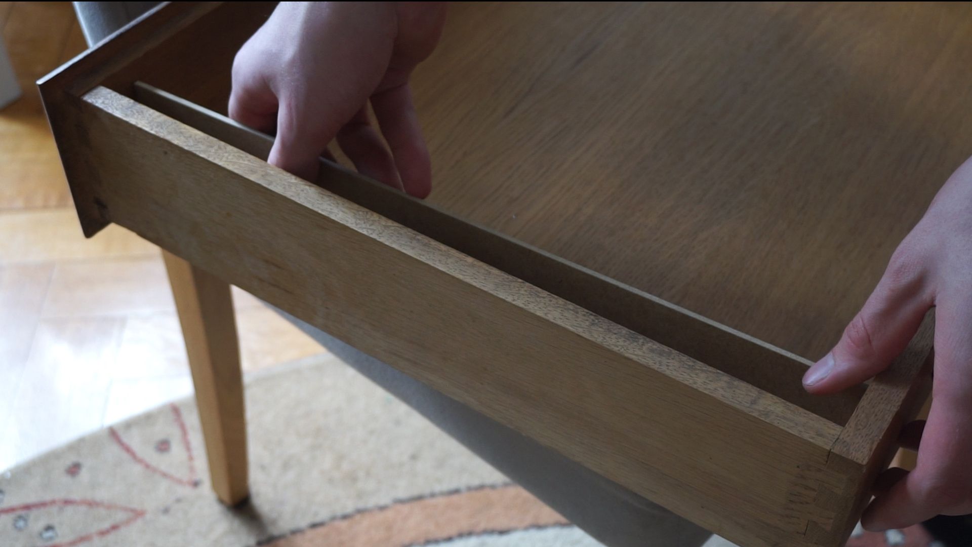 The Sleeper Electronic Components Organizer Desk : 10 Steps (with ...