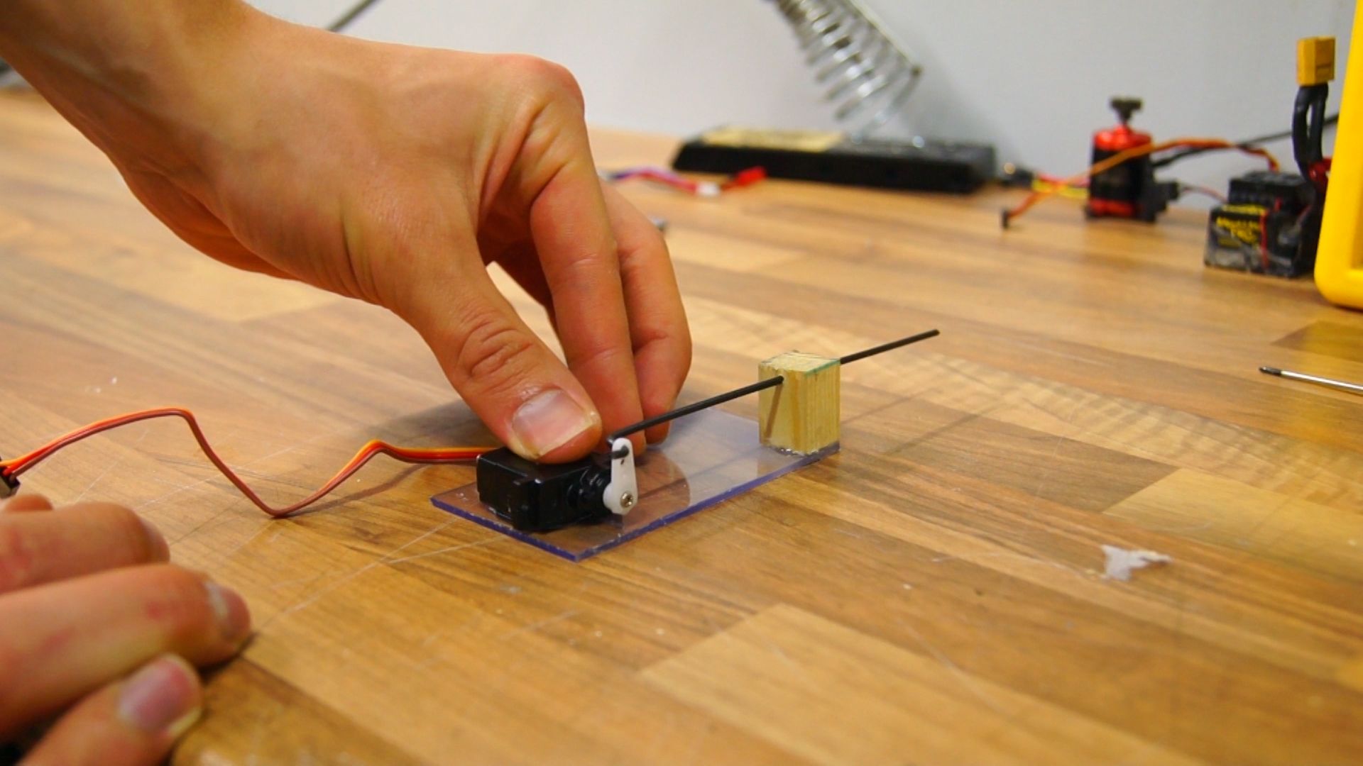 Remote Control Drop Mechanism : 7 Steps (with Pictures) - Instructables