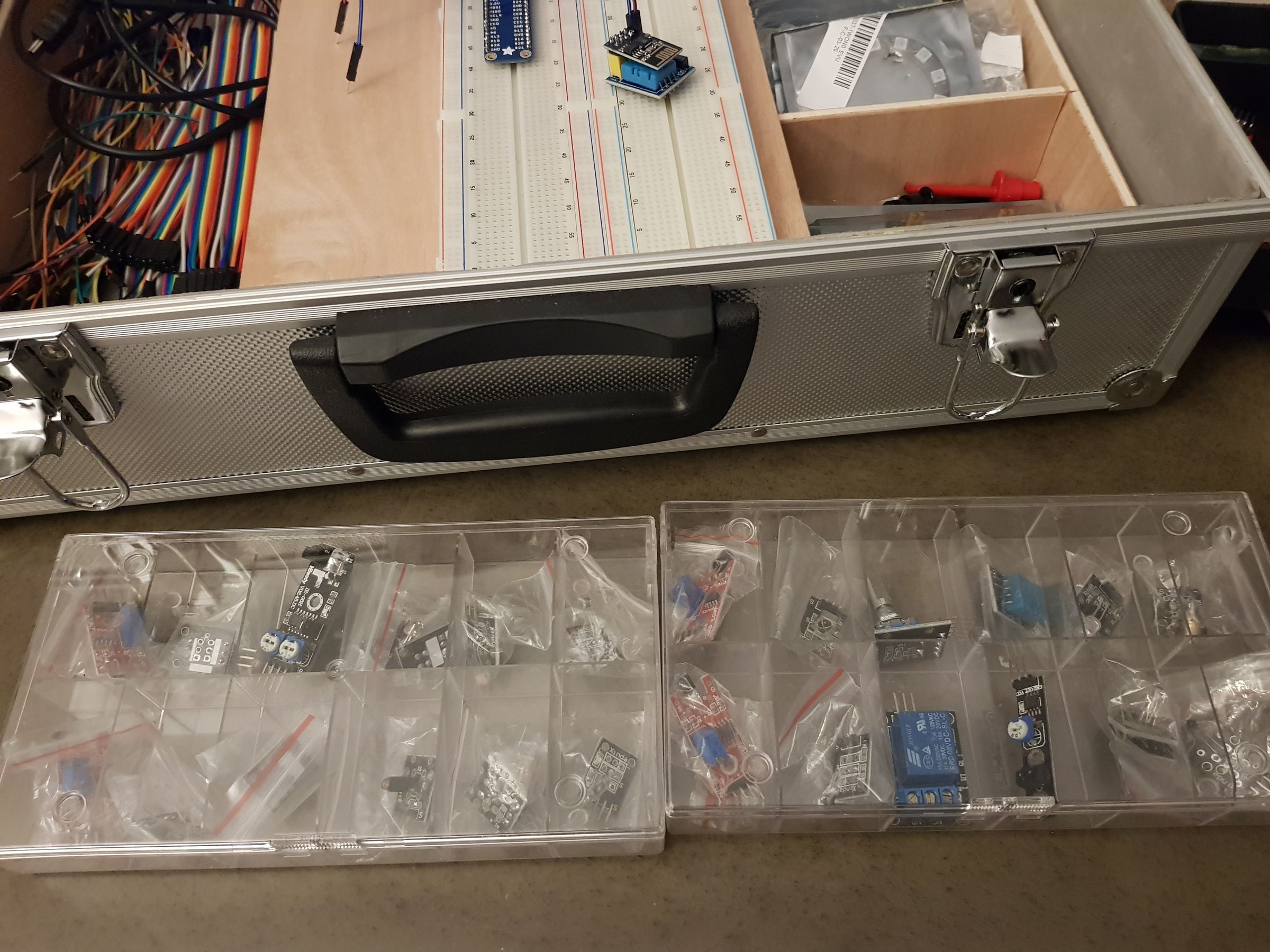 Portable Electronic Laboratory : 16 Steps - Instructables
