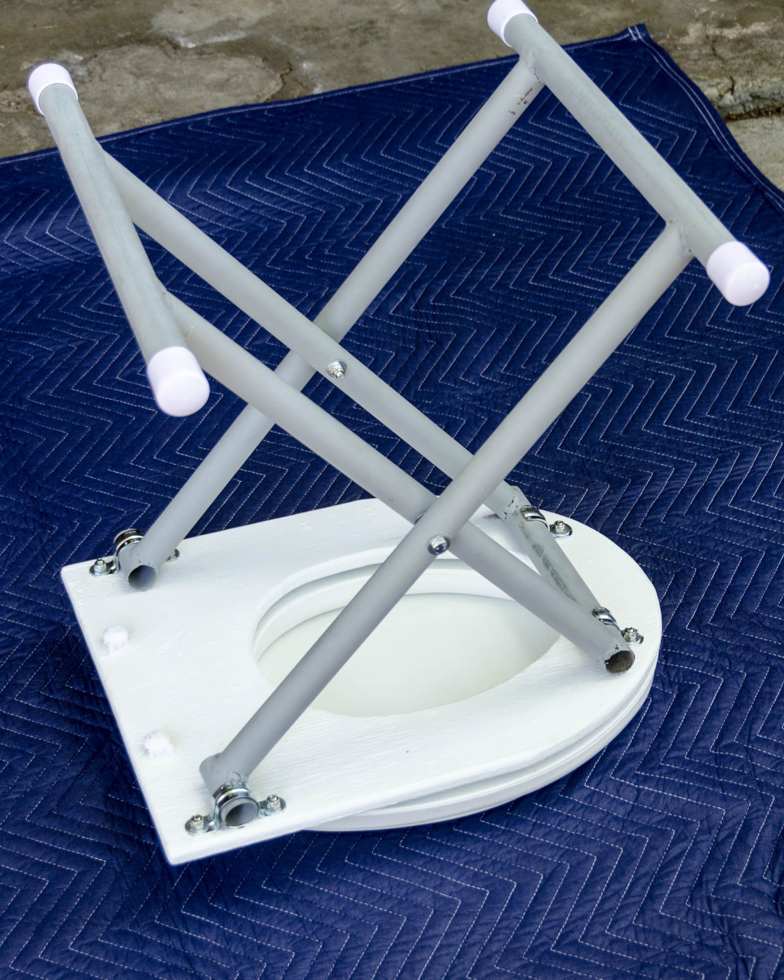 Travel Commode (Port-A-Potty) : 7 Steps (with Pictures) - Instructables